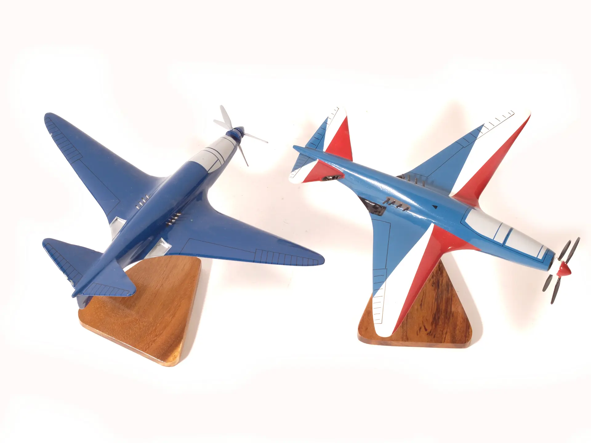 BUGATTI AIRPLANE DISPLAYS | The Ponder Collection | RM Sotheby's