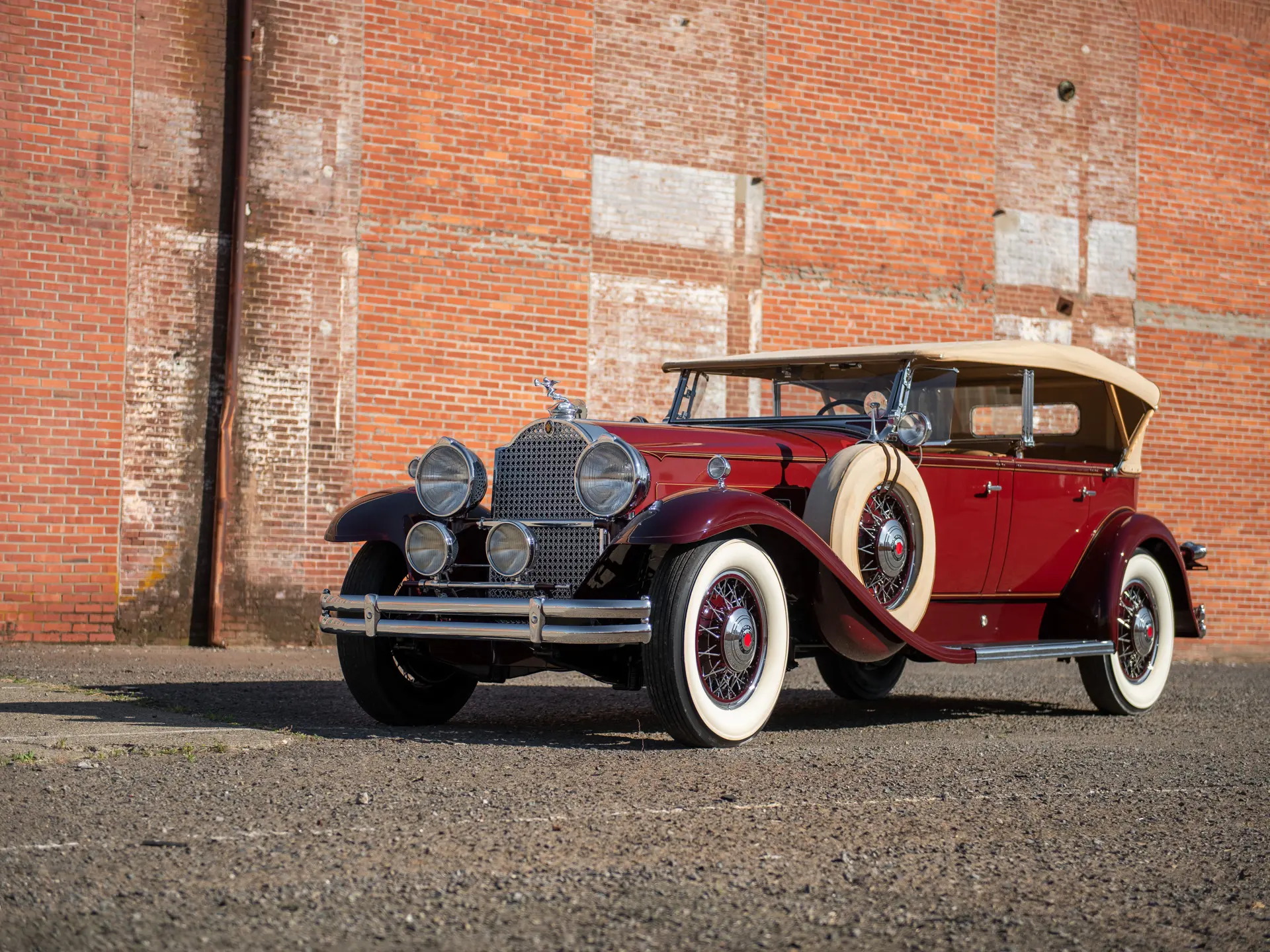 1931 Packard 840 Deluxe Eight Phaeton | Monterey 2022 | RM Sotheby's