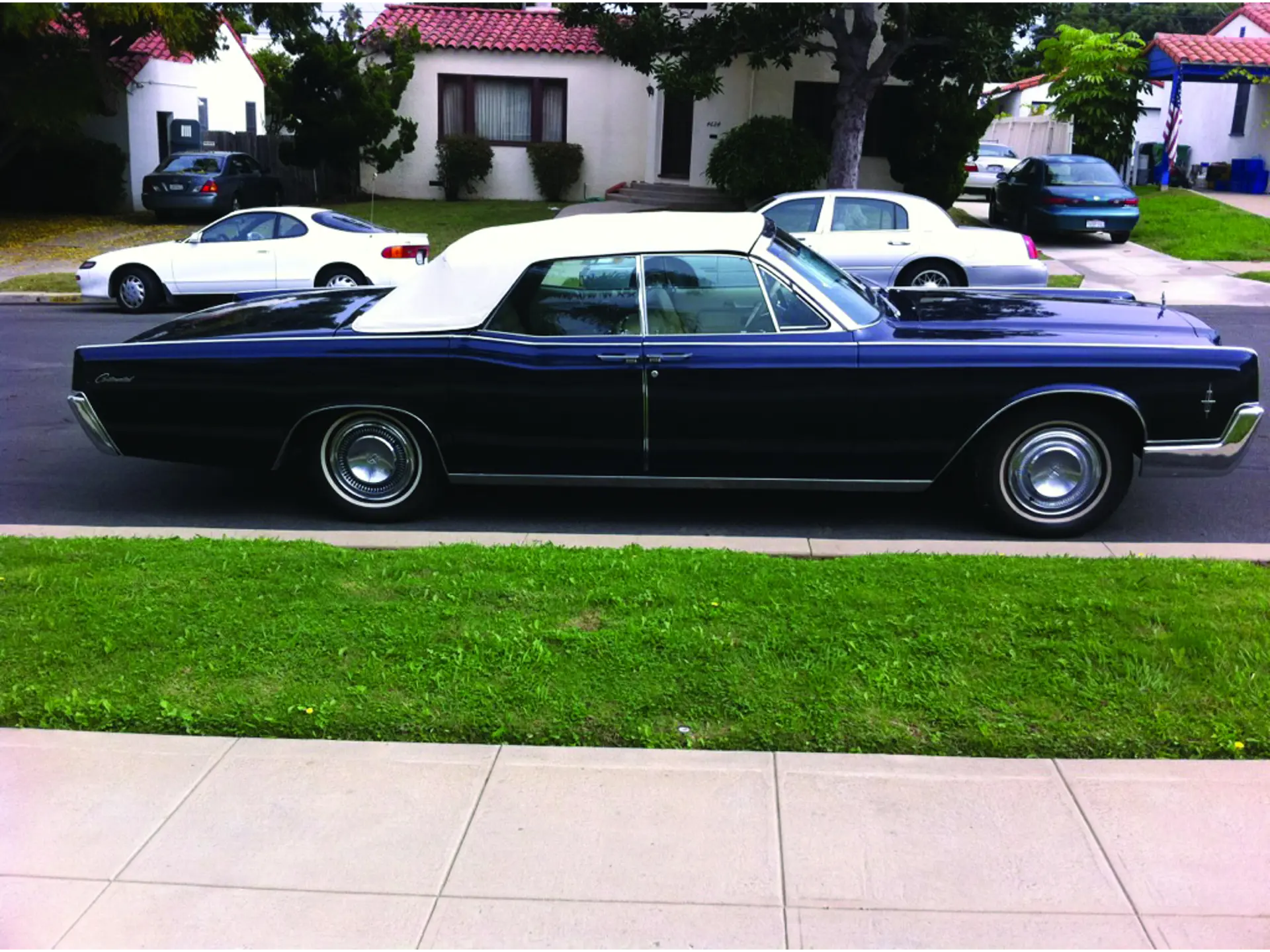 1966 Lincoln Continental | Santa Monica 2016 | RM Sotheby's