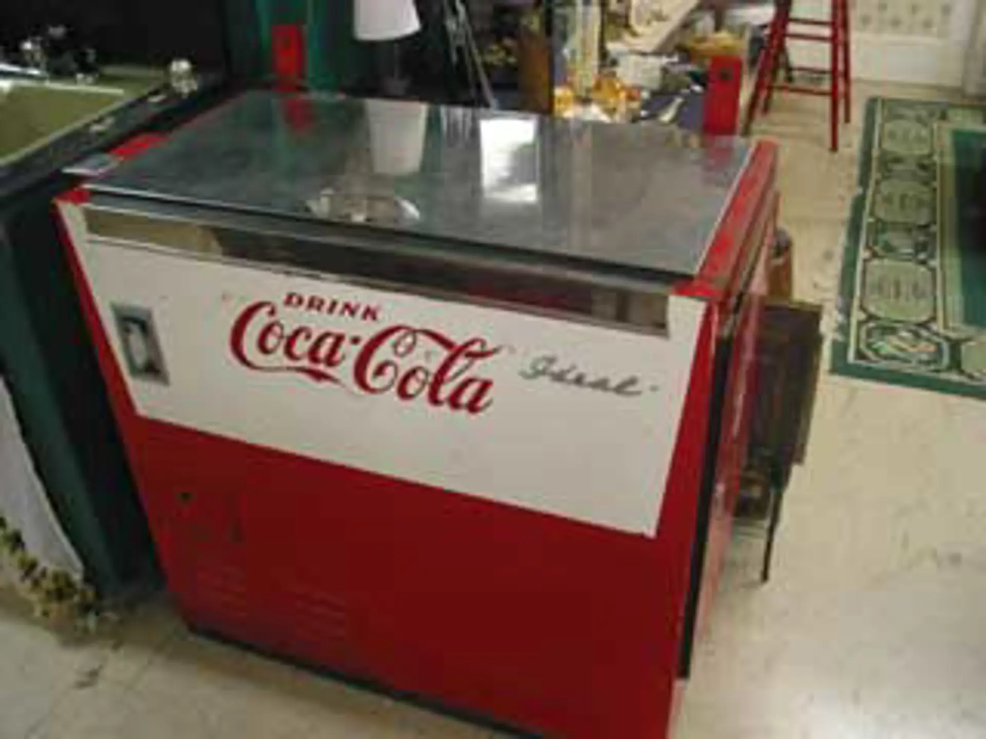 Vintage Ideal Coke cooler Chest. In complete original condition. Have a ...