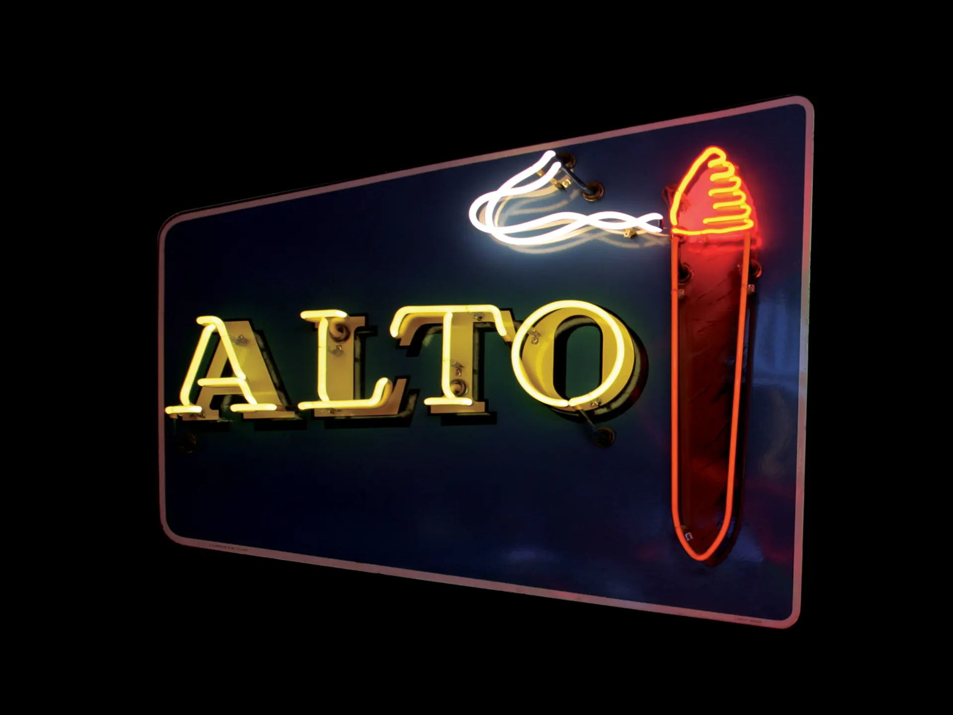 Alto Cigar Neon | The Dingman Ford Collection | RM Sotheby's