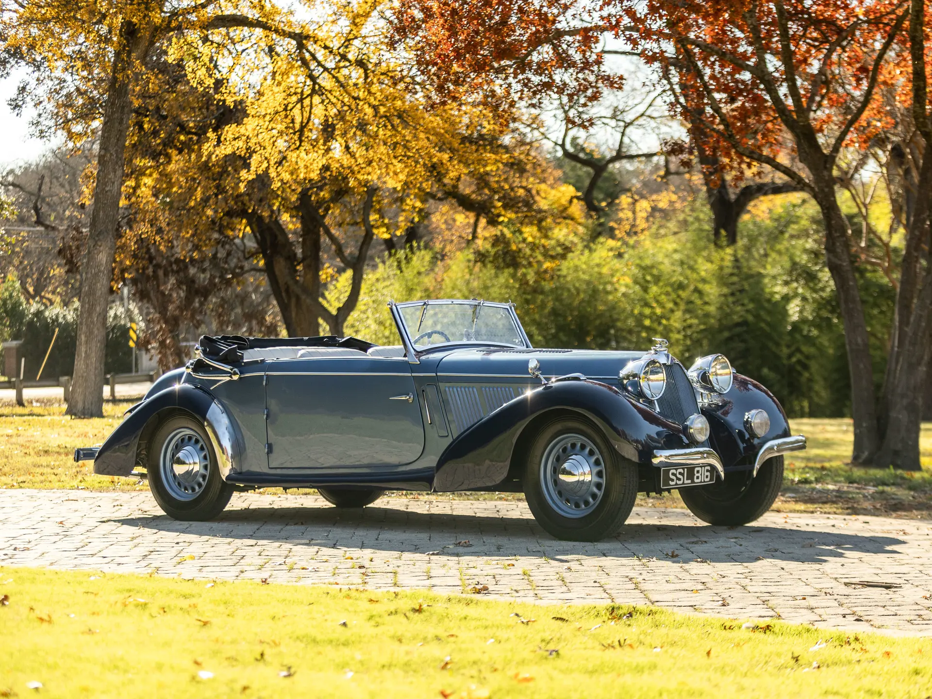 1939 Talbot-Lago T23 Major Cabriolet by Chausson | Arizona 2023 | RM ...