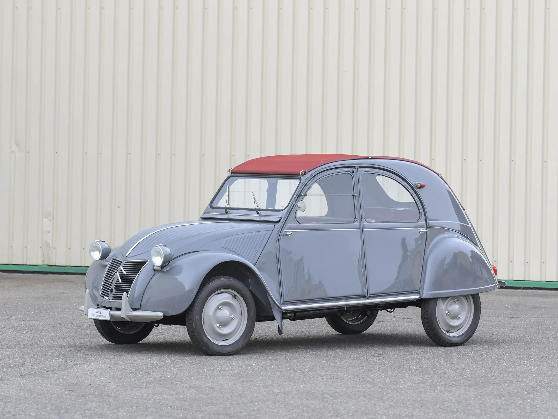 1960 Citroën 2CV | St. Moritz 2023 | RM Sotheby's