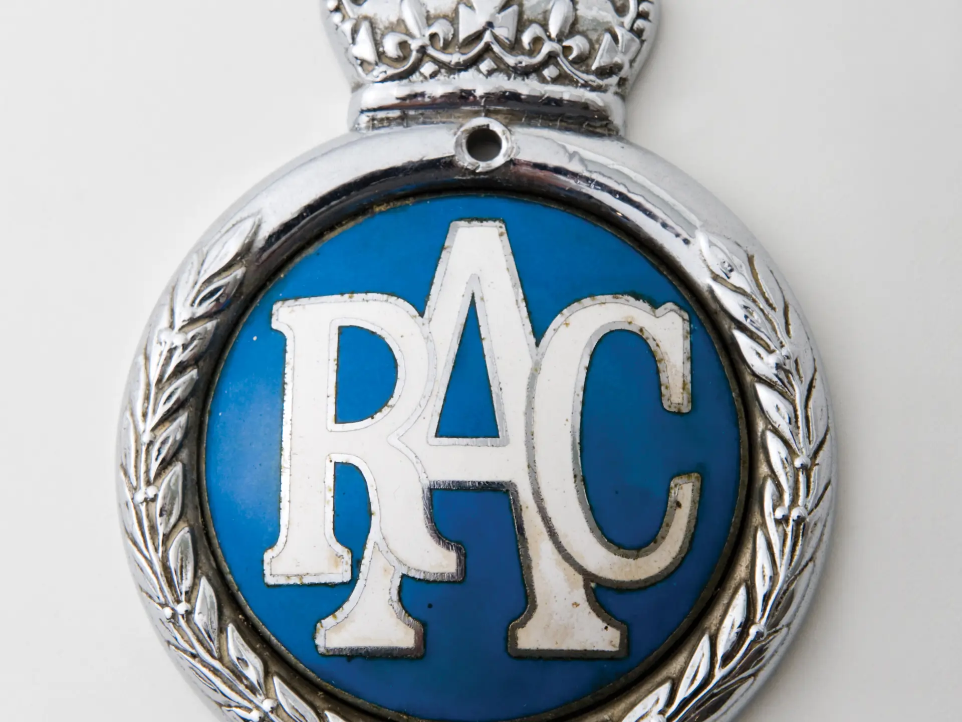 RAC Badge | Vintage Motor Cars of Hershey 2009 | RM Sotheby's