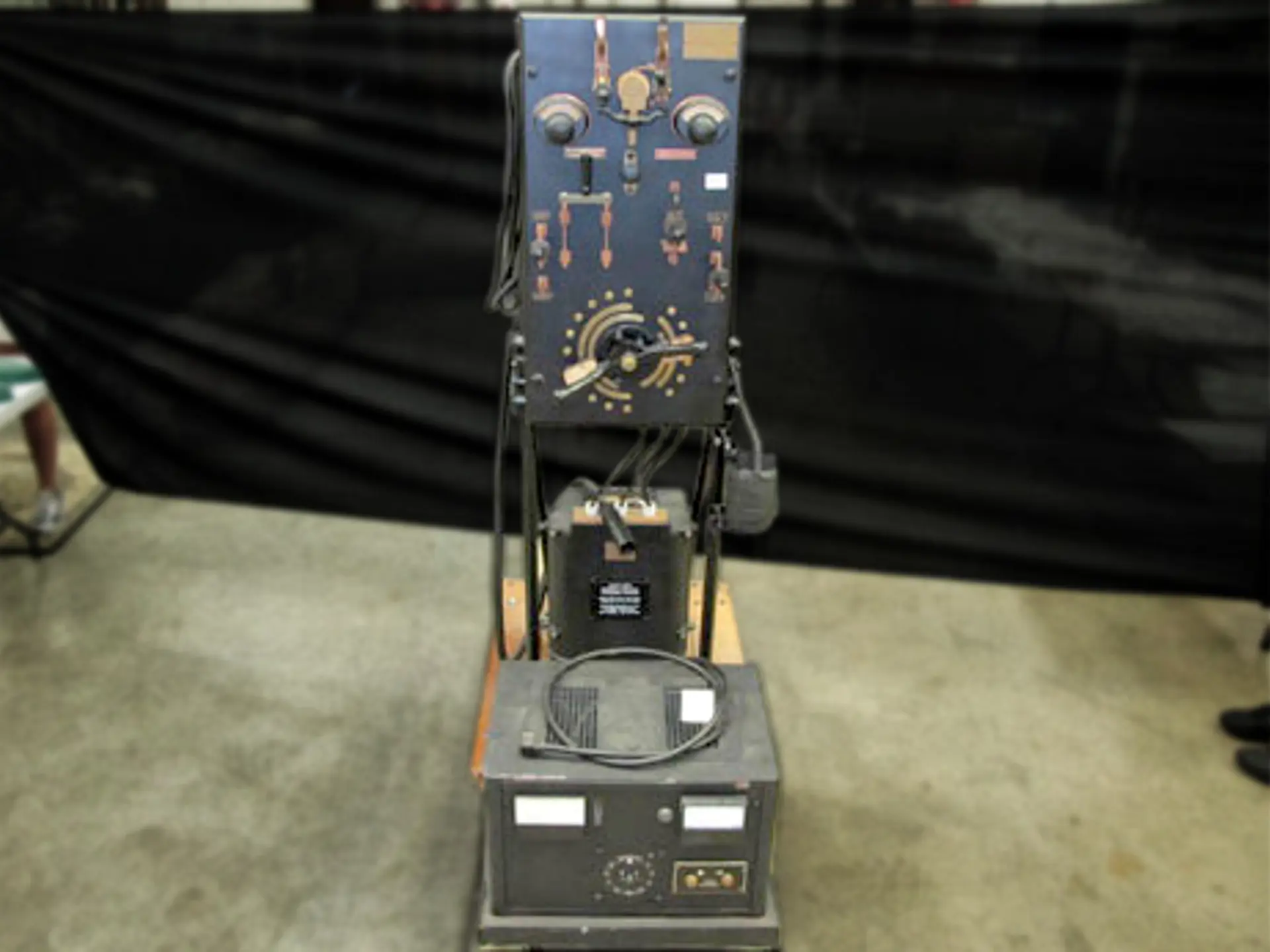 1 Early GE charging station/1 Vintage battery charger | Auburn Fall ...