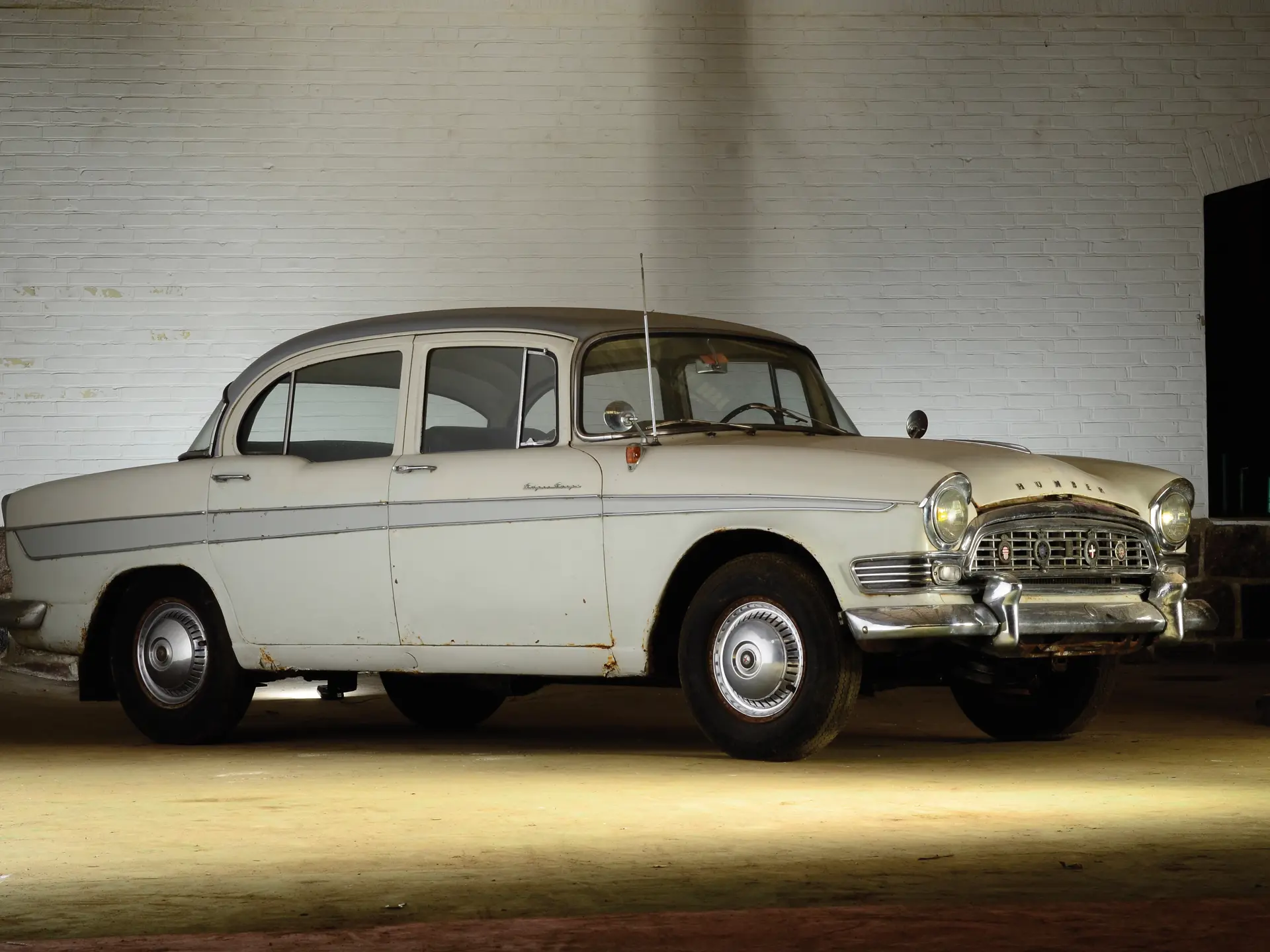 1958 Humber Super Snipe Saloon | Aalholm Automobile Collection | RM ...