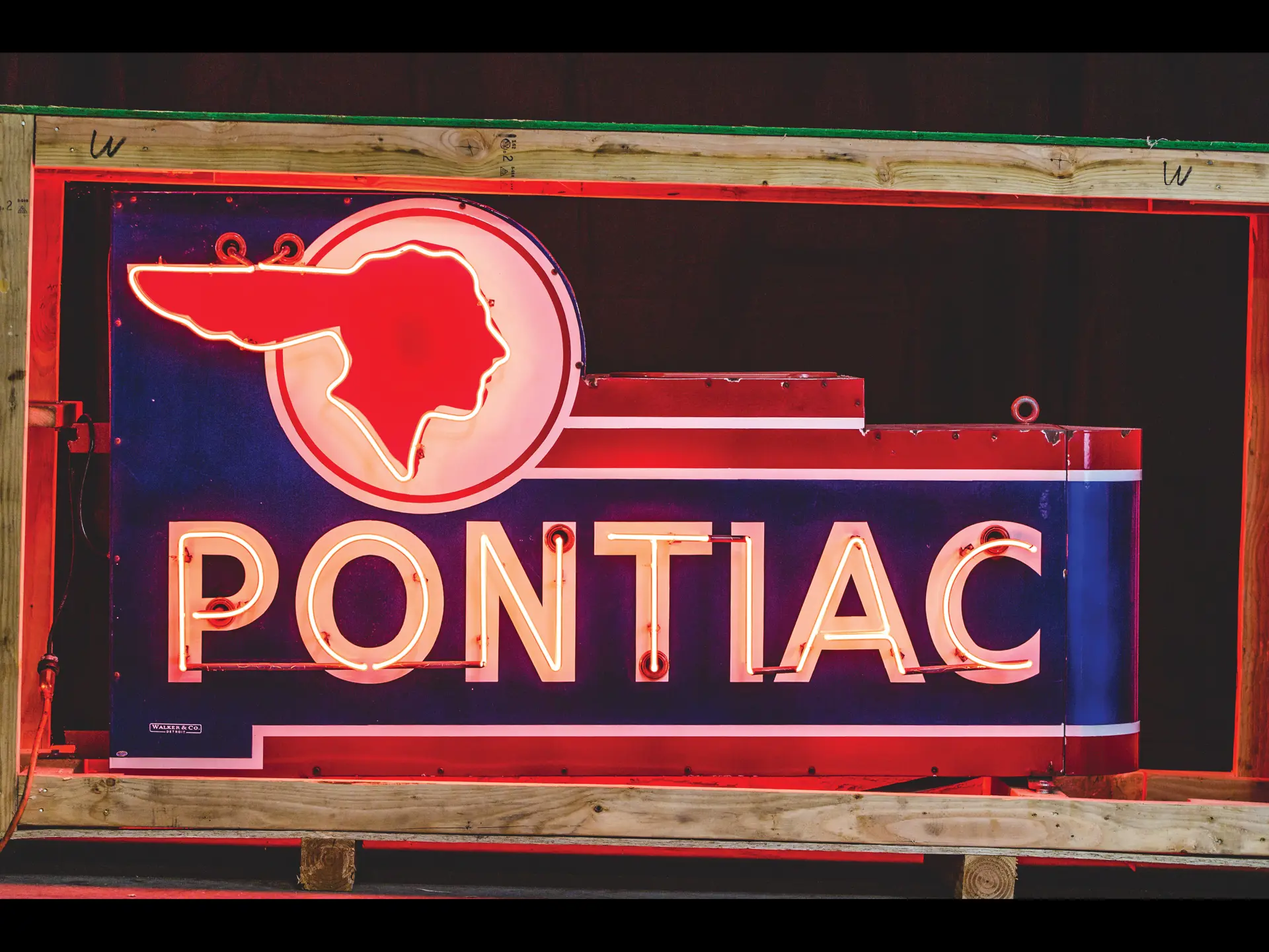 Pontiac with Full Feather Logo Neon Signs | Auburn Spring 2019 | RM ...