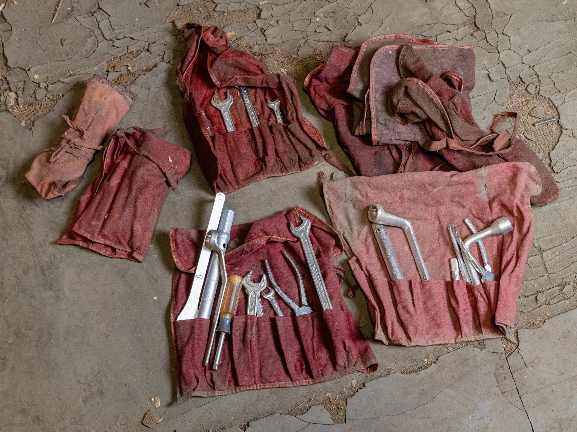 Mercedes-Benz Tool Rolls | The Junkyard: Online | RM Sotheby's