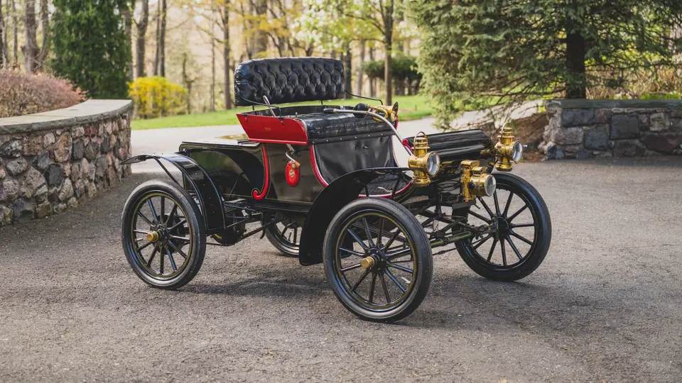 1904 Oldsmobile Model 6C "Curved-Dash" Runabout | The Monterey Auction ...