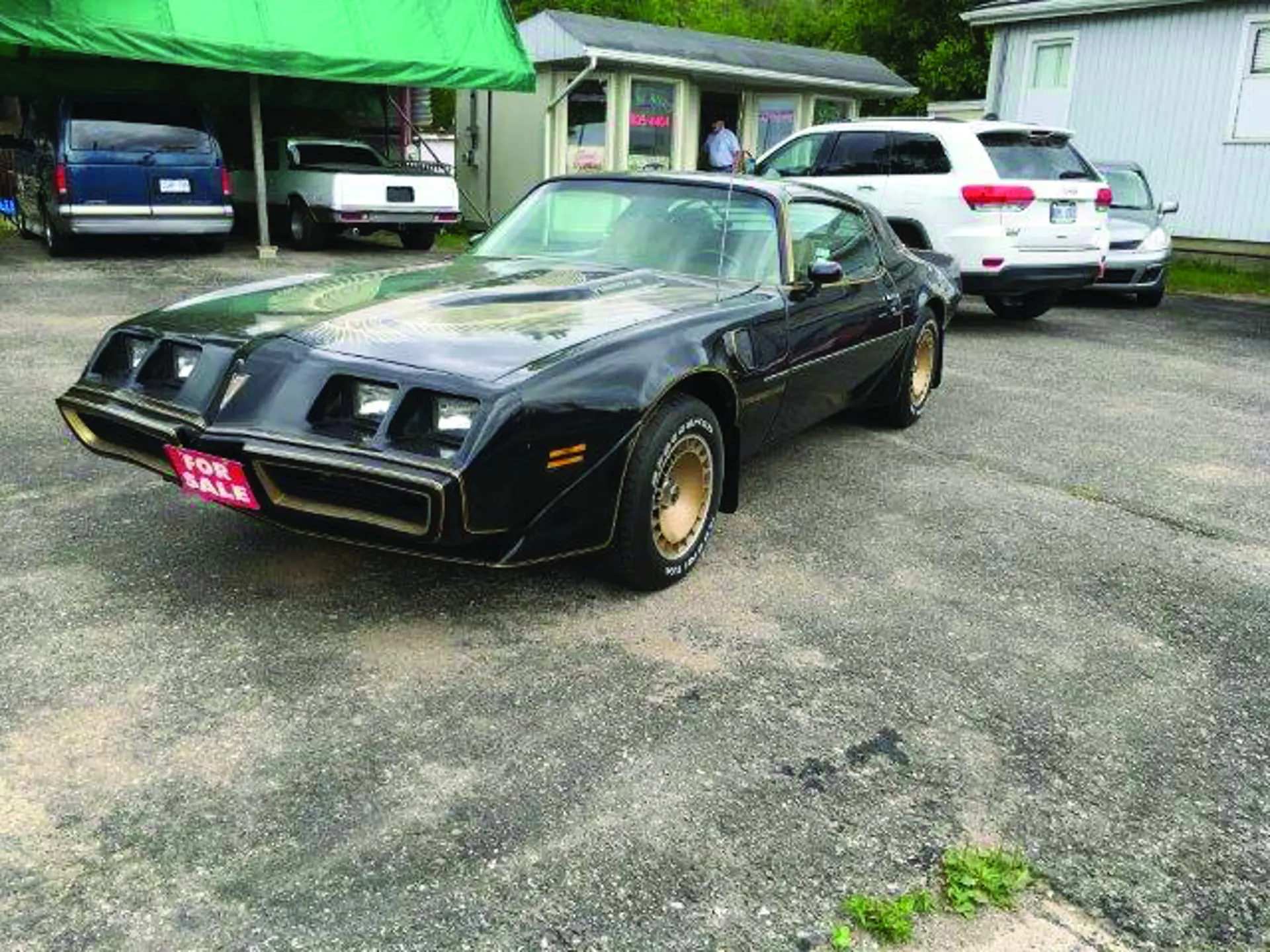 1981 Pontiac Firebird | Auburn Fall 2017 | RM Sotheby's