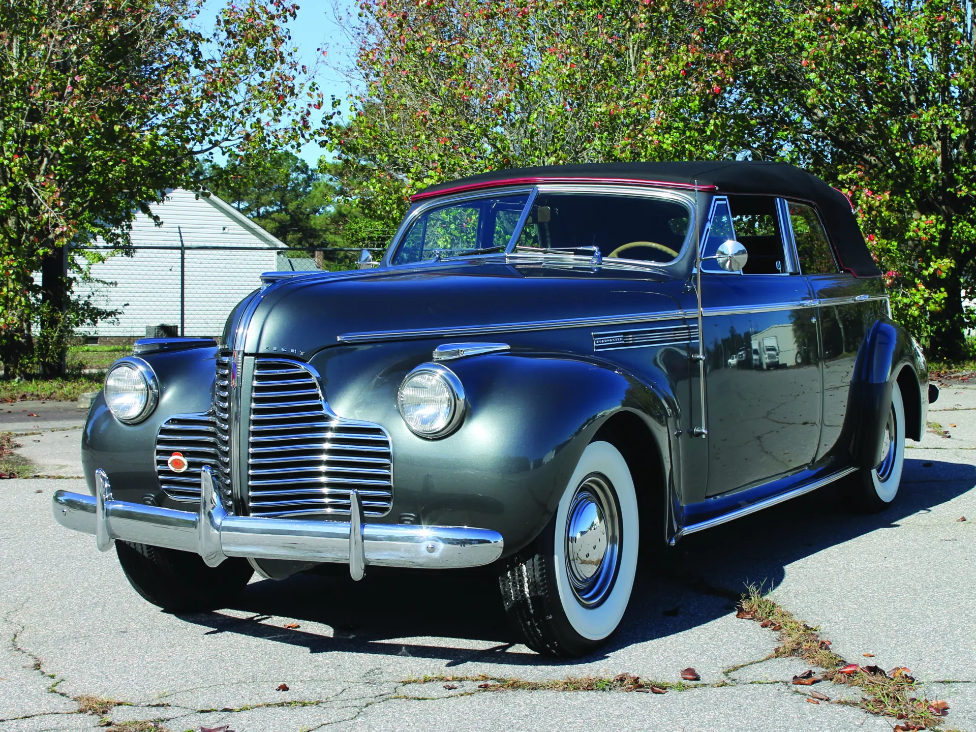 1940 Buick Roadmaster | Auburn Fall 2016 | RM Sotheby's