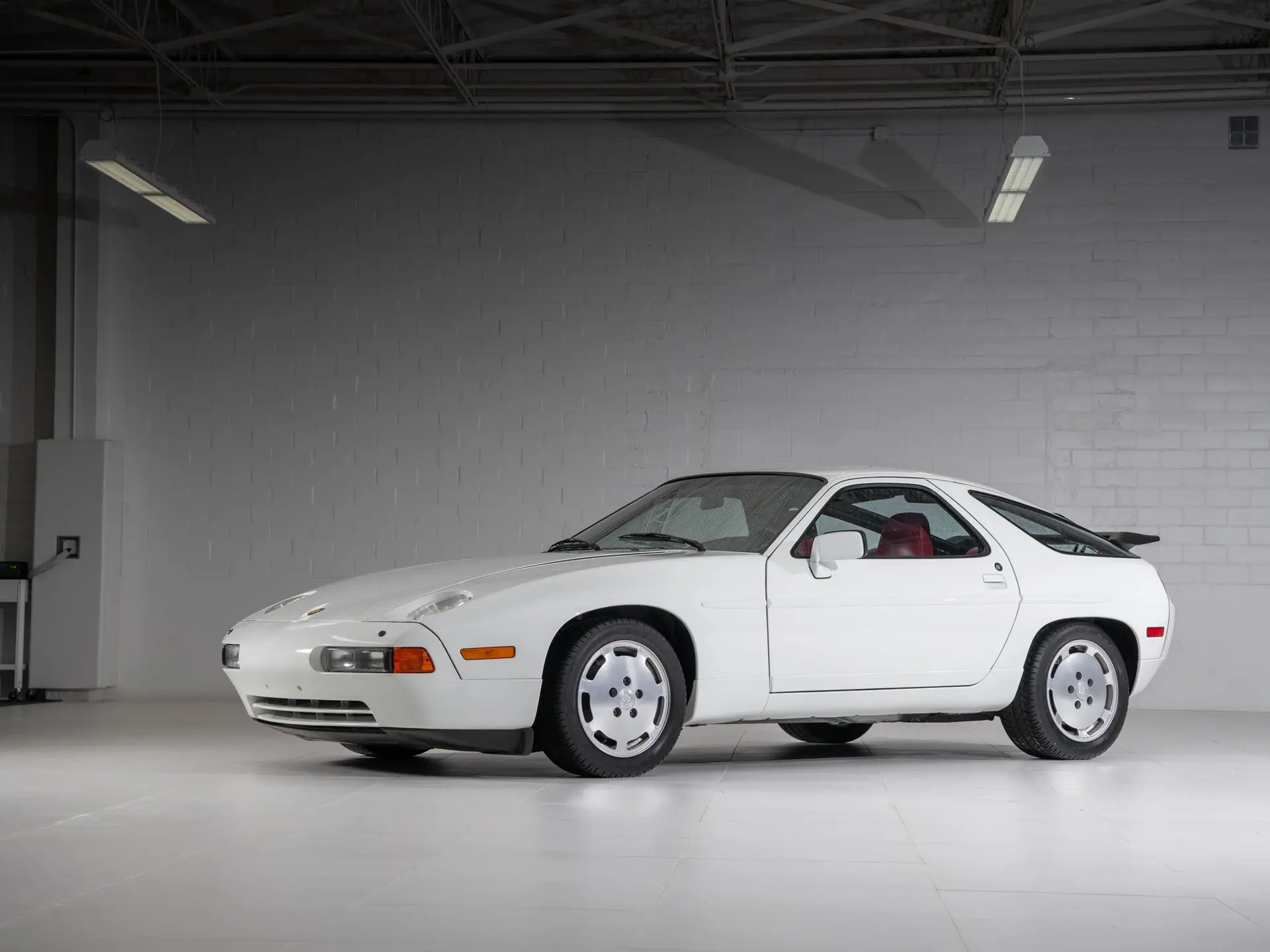 1987 Porsche 928 S4 | The White Collection | RM Sotheby's