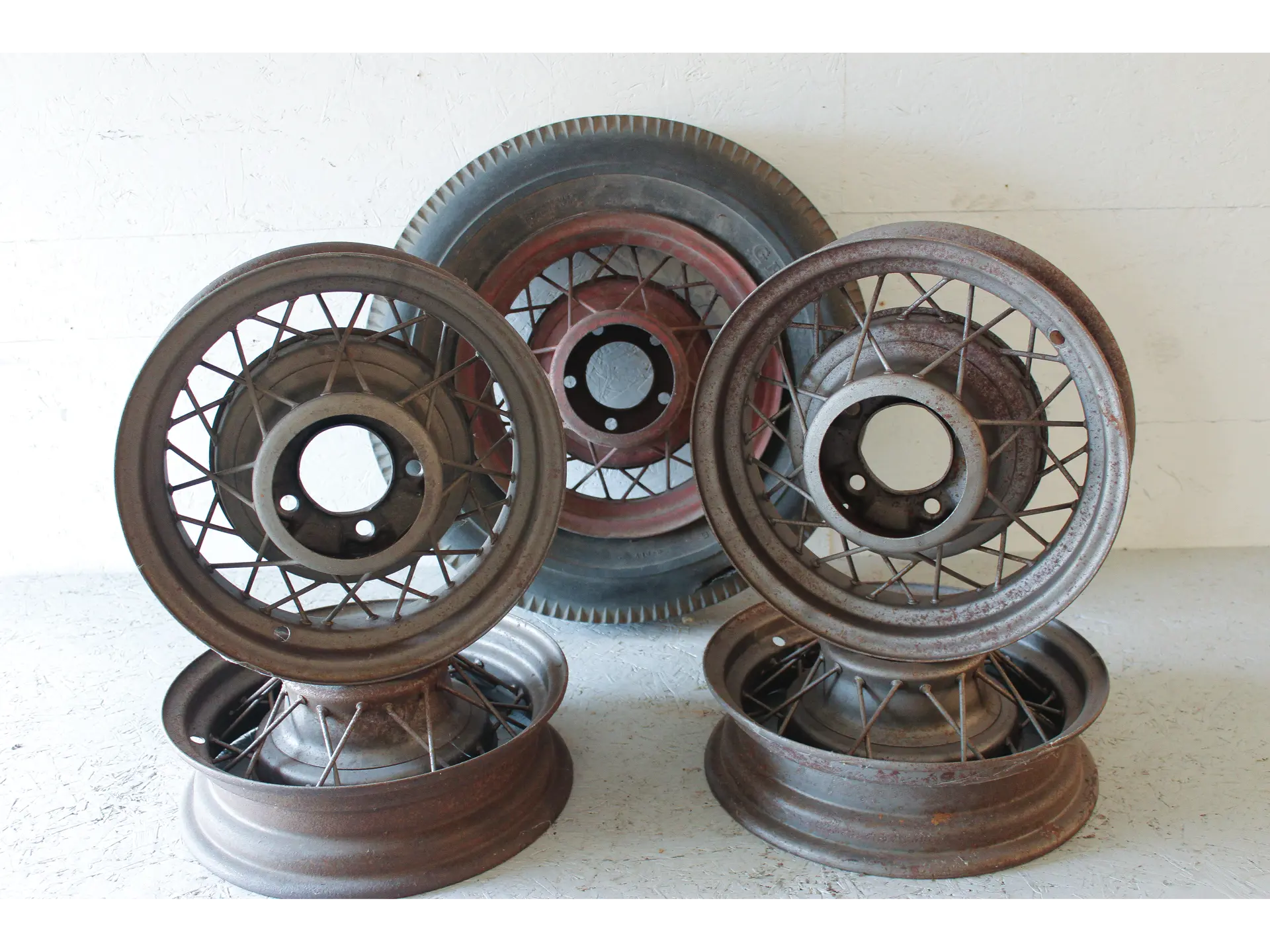 Ford 16-inch Wire Wheels, 1935 | Auburn Spring 2018 | RM Sotheby's