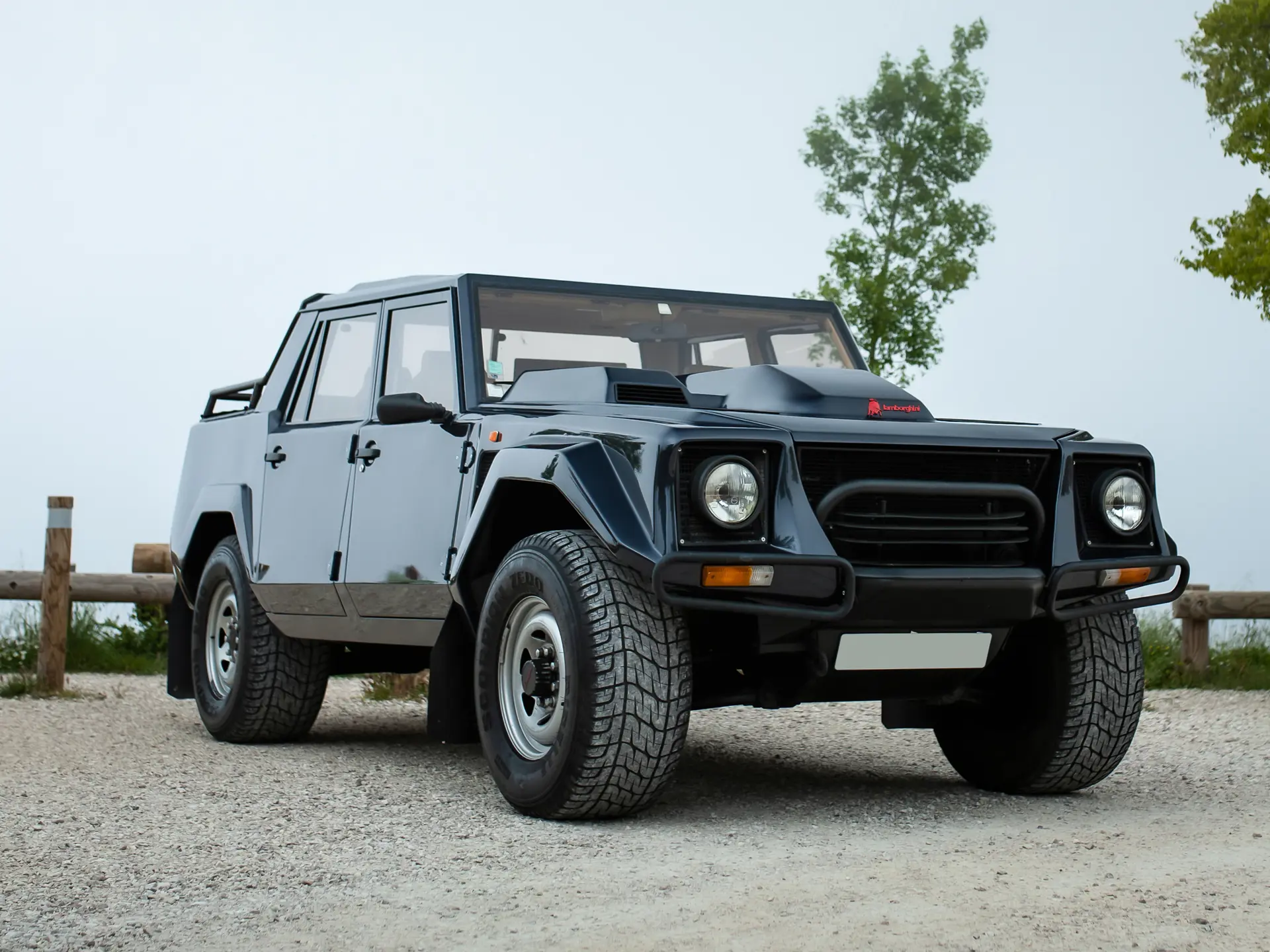 lamborghini lm002 performance