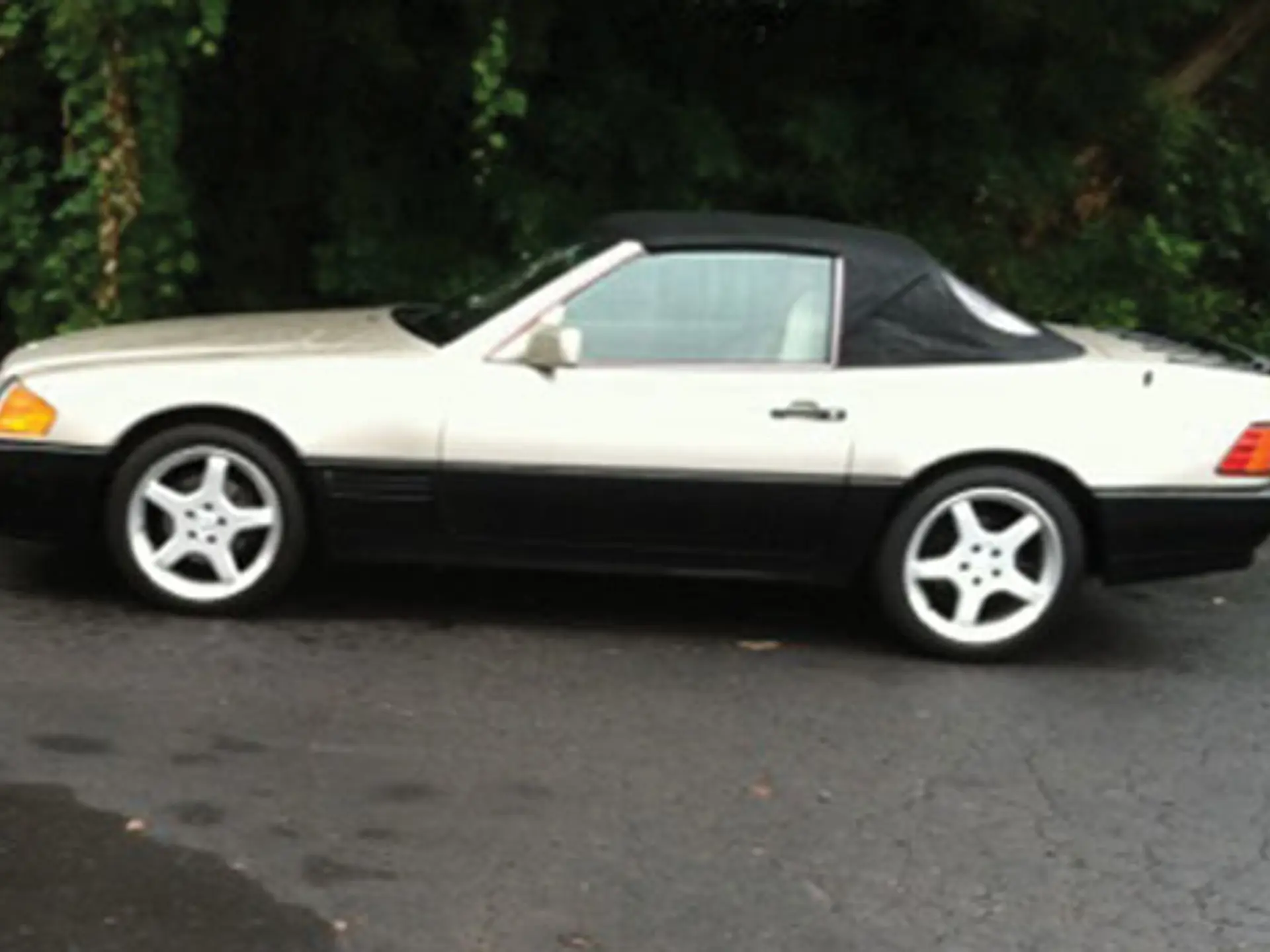 1993 Mercedes-Benz 500 SL | Auburn Fall 2012 | RM Sotheby's