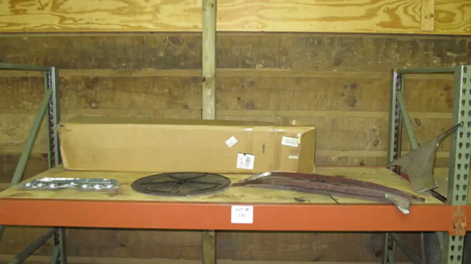 Fender Skirts and Moldings | The Milton Robson Collection | RM Sotheby's