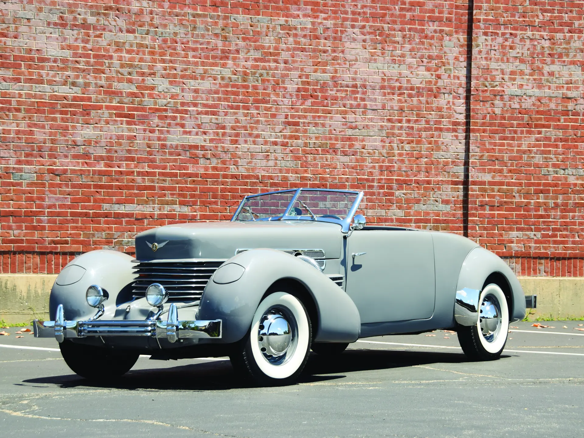 1937 Cord 812 Cabriolet Recreation | Auburn Fall 2017 | RM Sotheby's