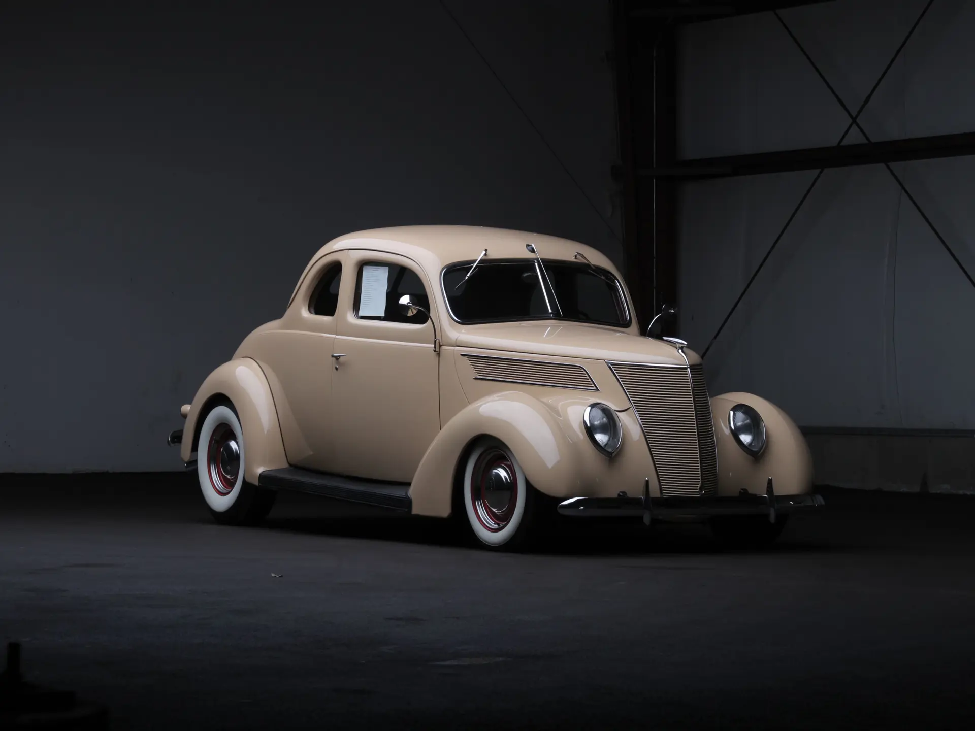 1937 Ford Deluxe Restomod | Auburn Spring 2014 | RM Sotheby's