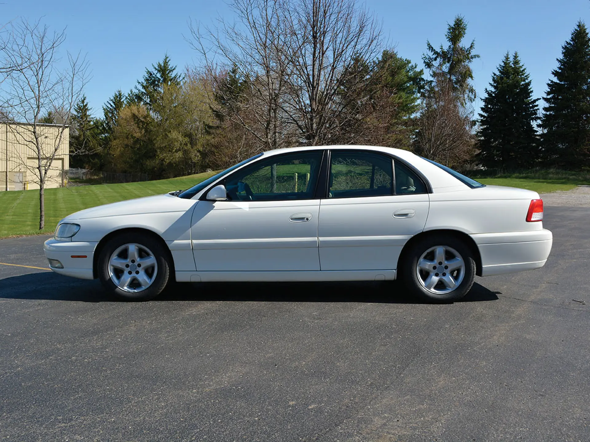 2000 Cadillac Catera | Auburn Spring 2015 | RM Sotheby's