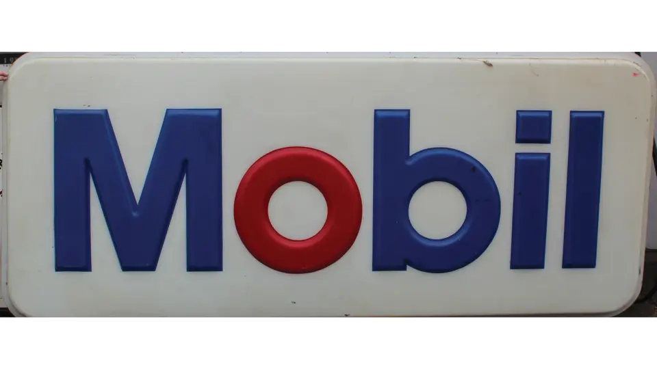 Mobile Advertising Sign | Auburn Spring 2018 | RM Sotheby's