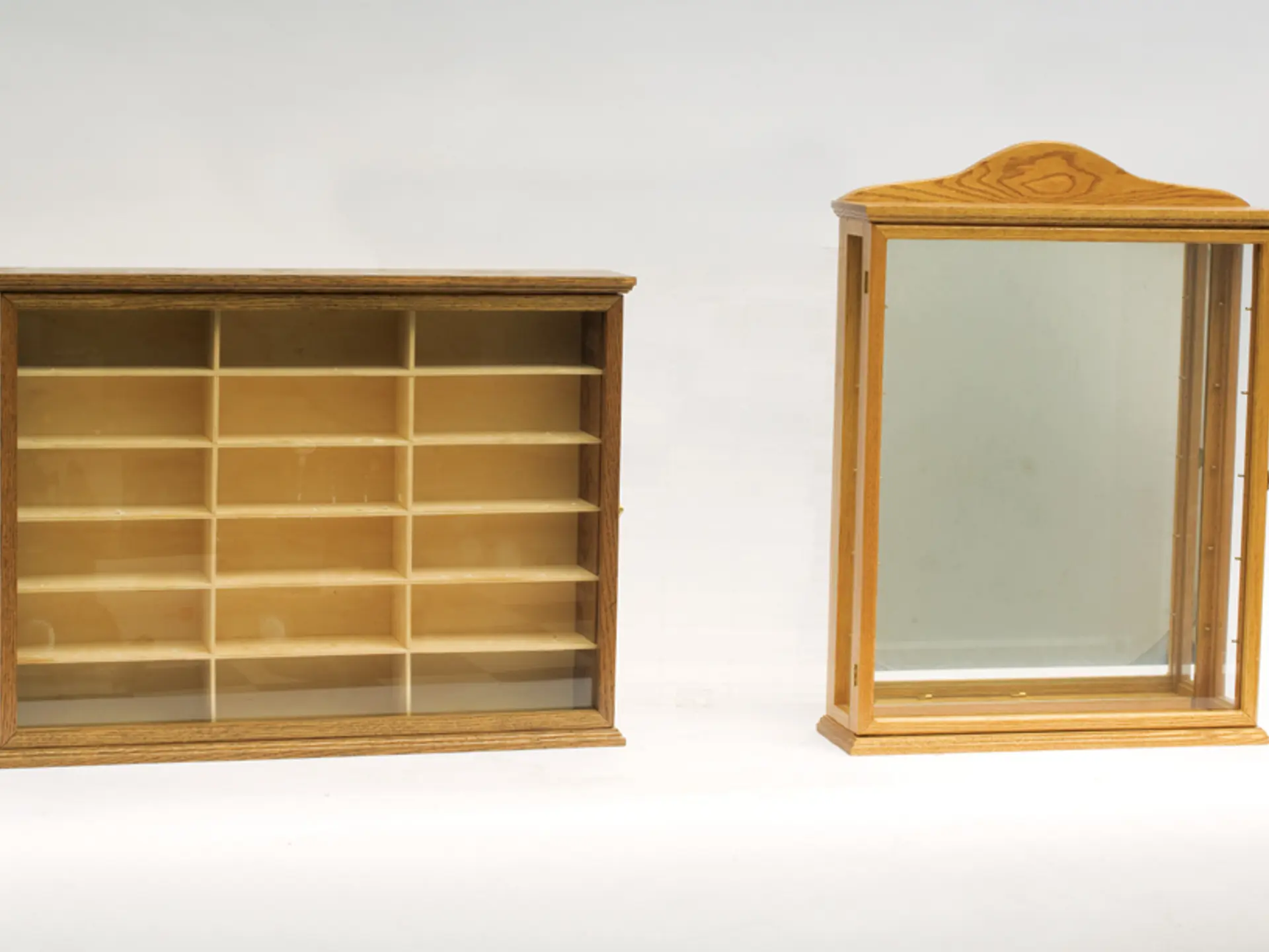 Display Cases | The Al Wiseman Collection | RM Sotheby's