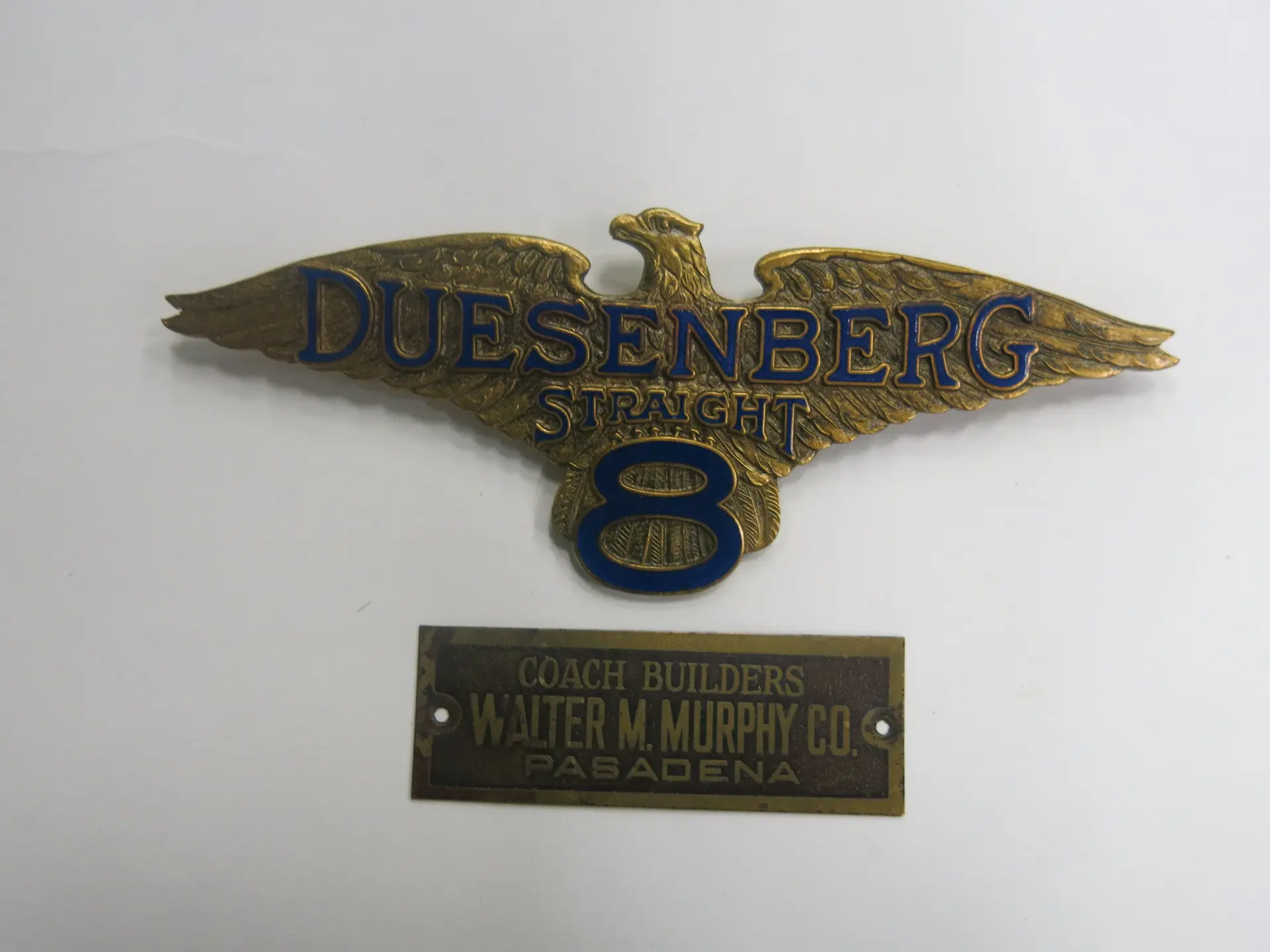 (1) Box Duesenberg Model A Radiator Emblem and Walter M. Murphy Cowl ...