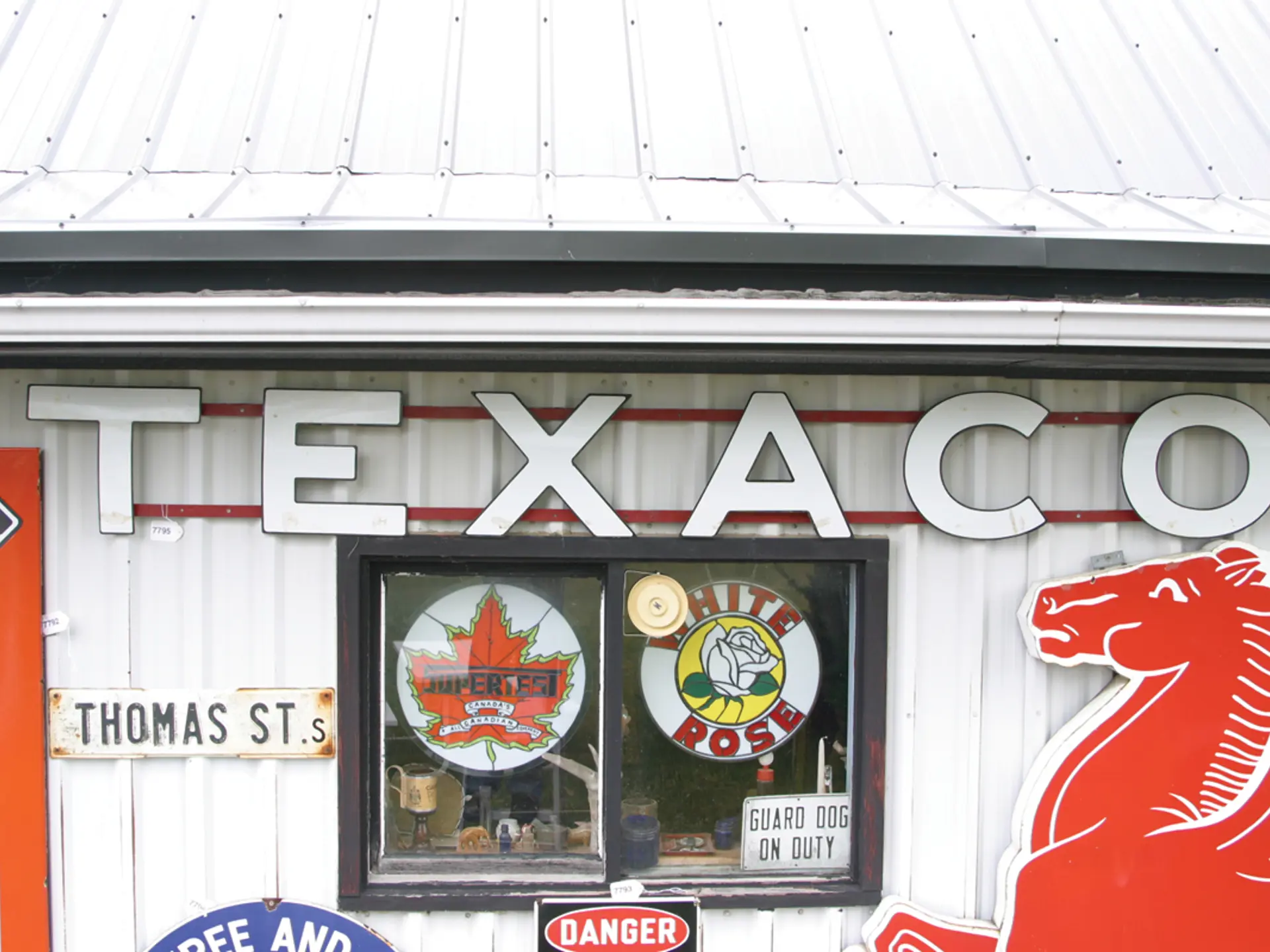TEXACO SIGN | Private Collection of Tom & Marlene Stackhouse | RM Sotheby's