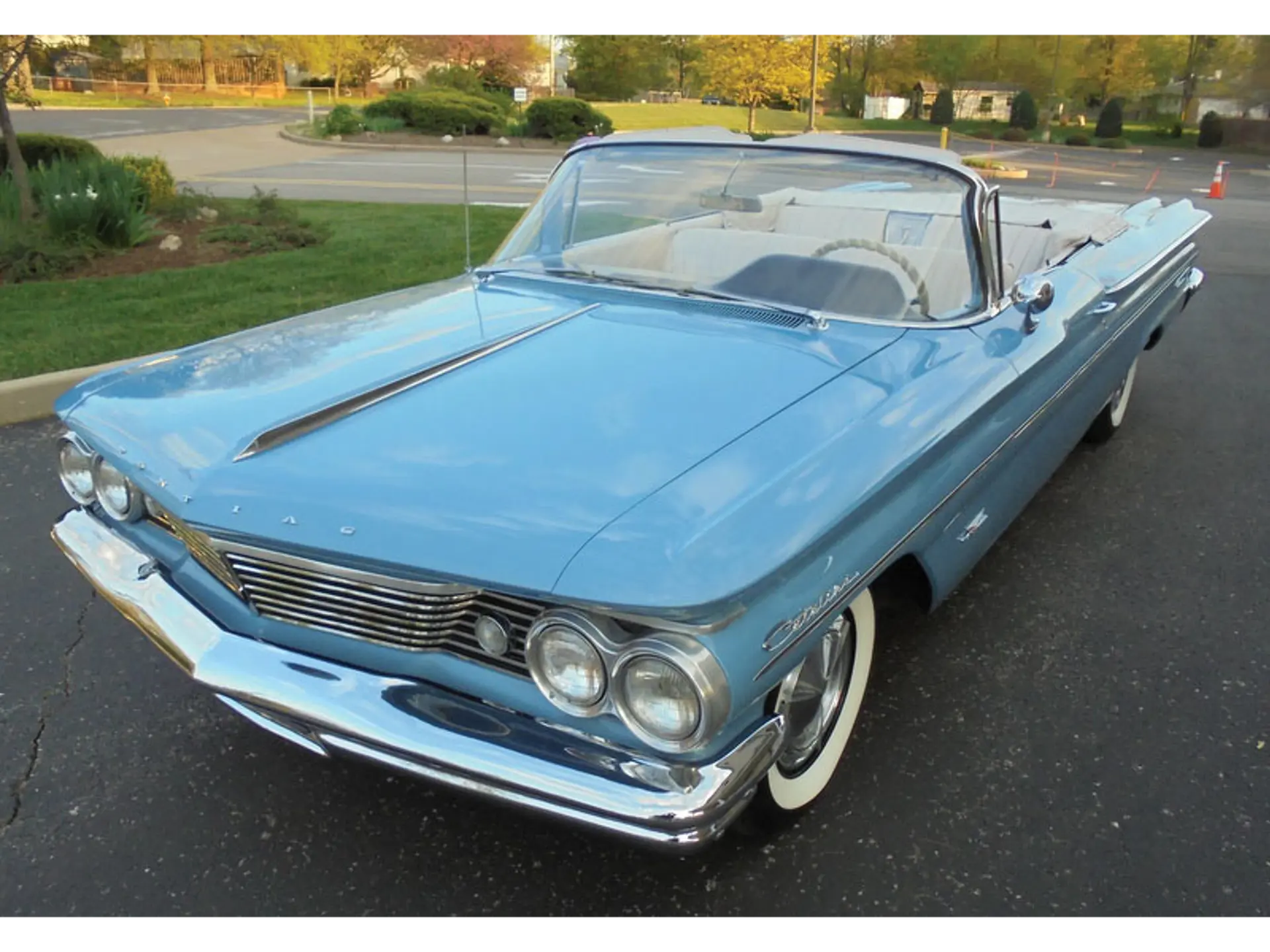 1960 Pontiac Catalina | Auburn Spring 2015 | RM Sotheby's
