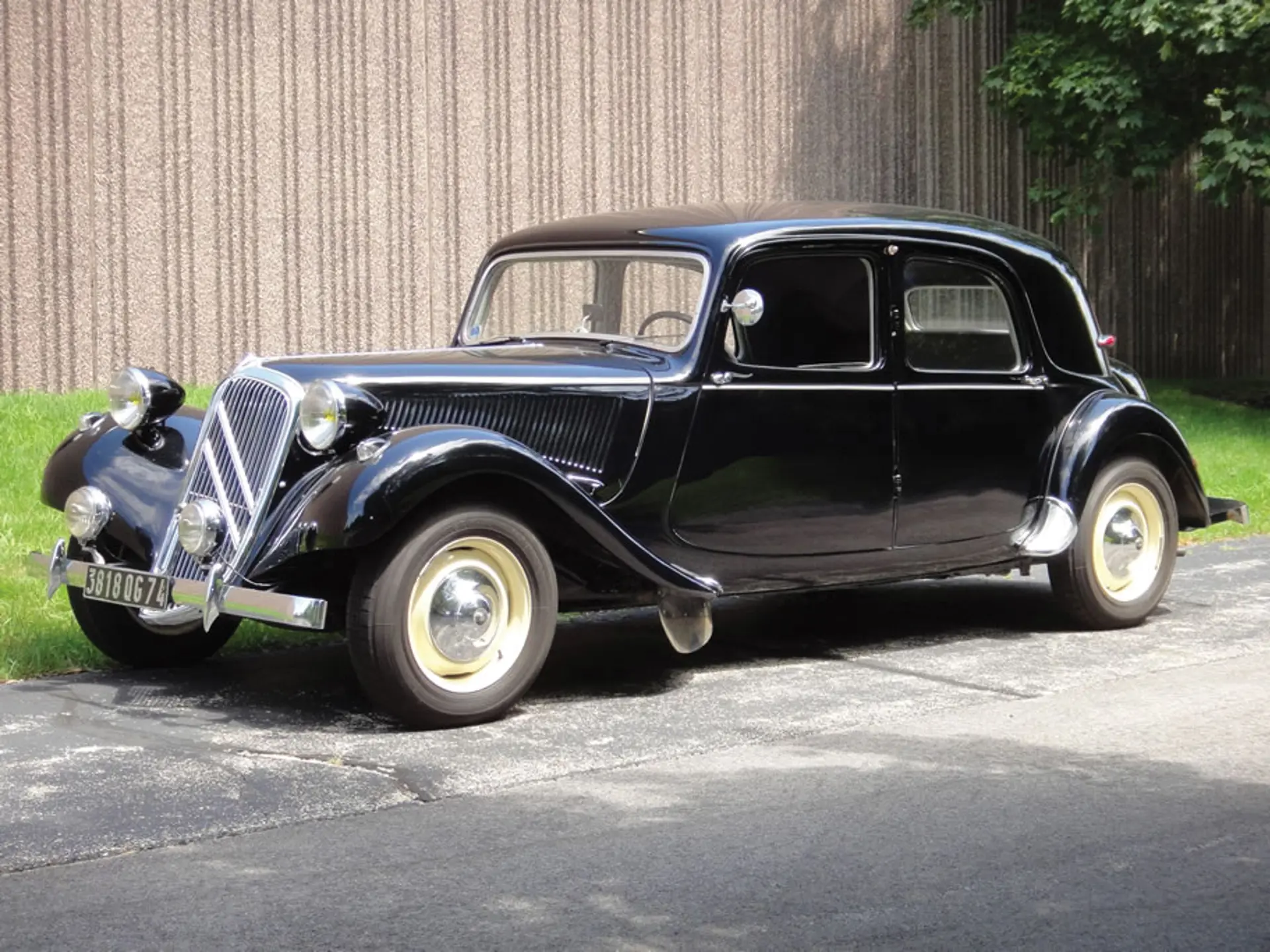 1952 Citroën Traction Avante | Auburn Fall 2011 | RM Sotheby's