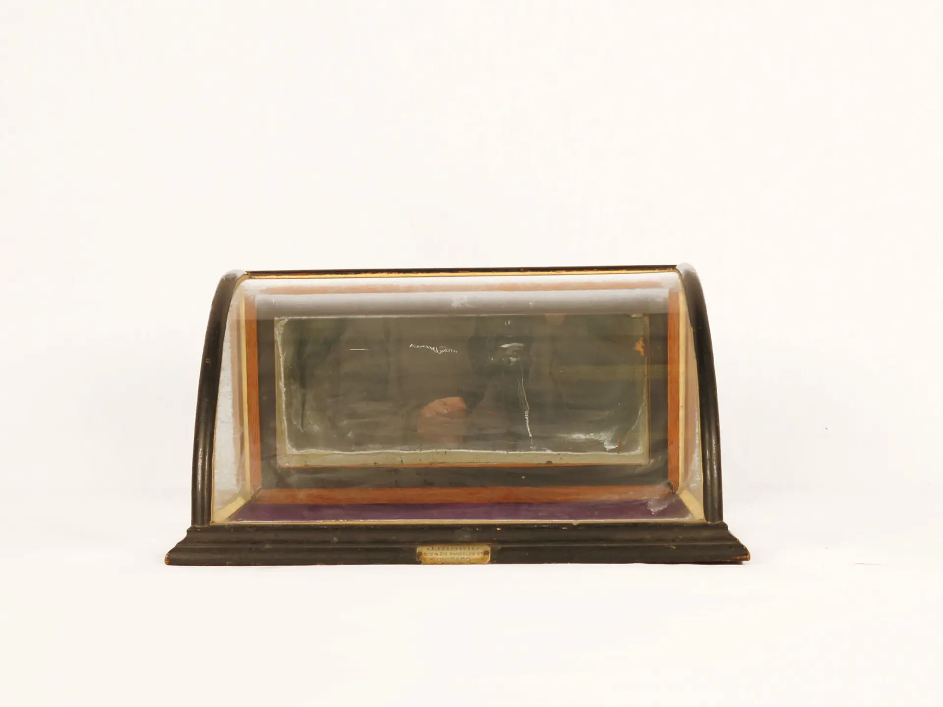 Countertop Curved Glass Showcase Made by J. Riswig Chicago | Auburn ...