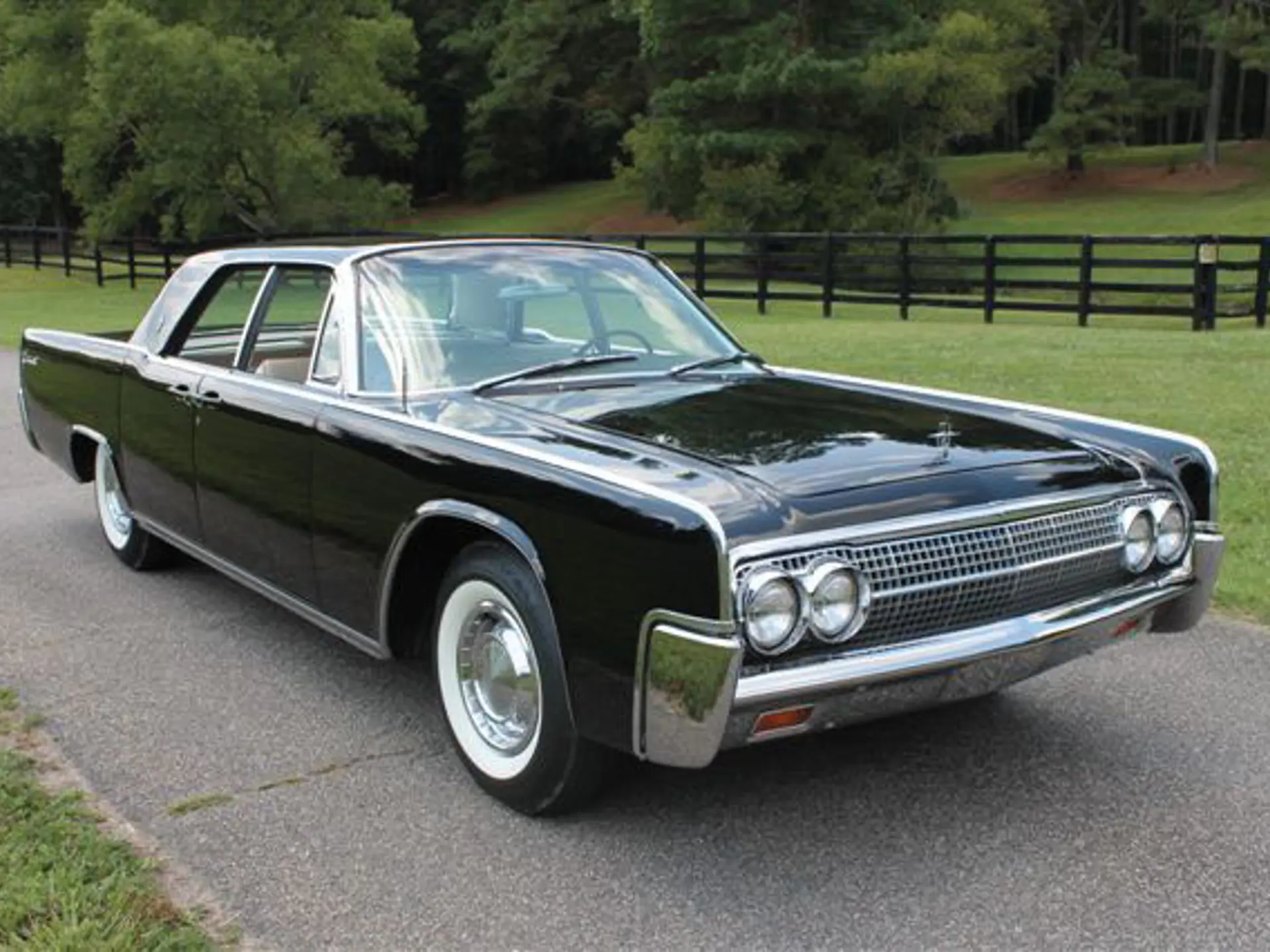 1963 Lincoln Continental | Auburn Fall 2015 | RM Sotheby's