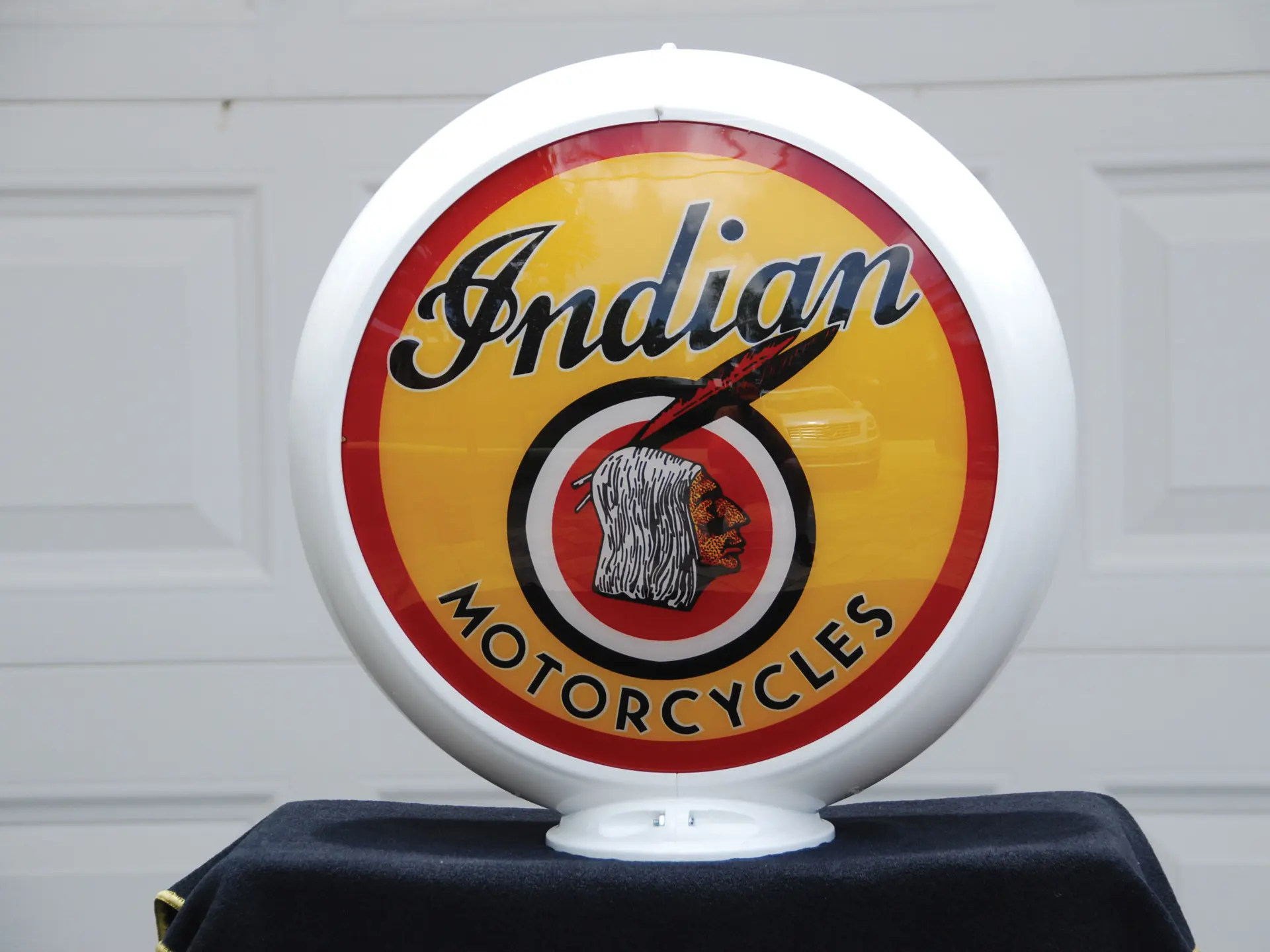 Glass face Indian gas topper | Auburn Fall 2014 | RM Sotheby's