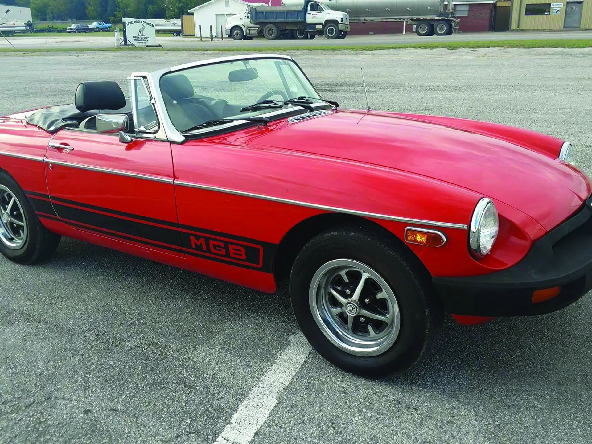 1980 MG MGB Mk IV | Auburn Fall 2017 | RM Sotheby's