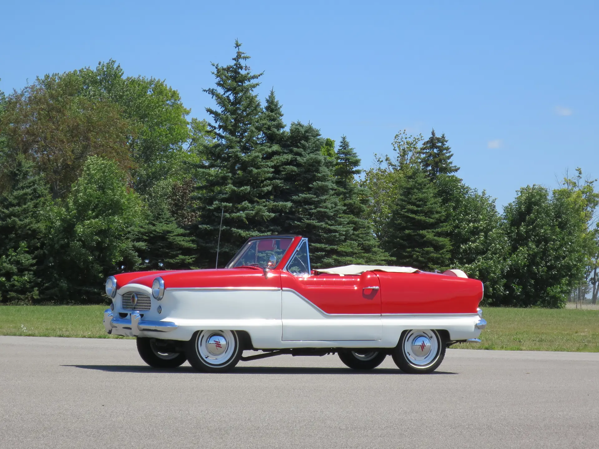 1961 Nash Metropolitan | Auburn Fall 2014 | RM Sotheby's