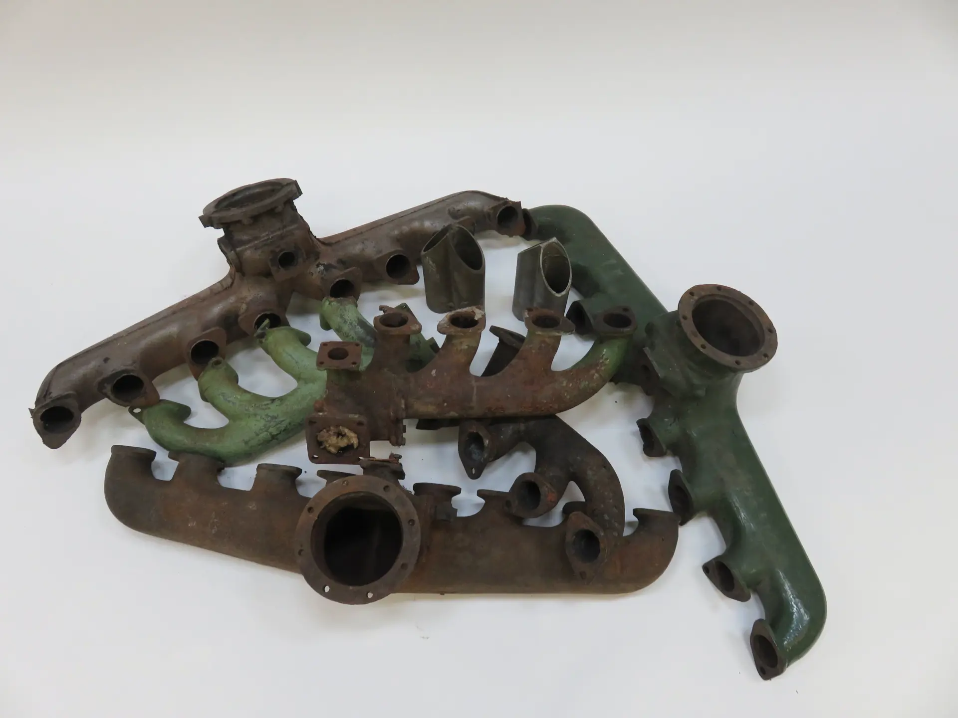 Reproduction Duesenberg Exhaust Manifold | Auburn Fall 2015 | RM Sotheby's