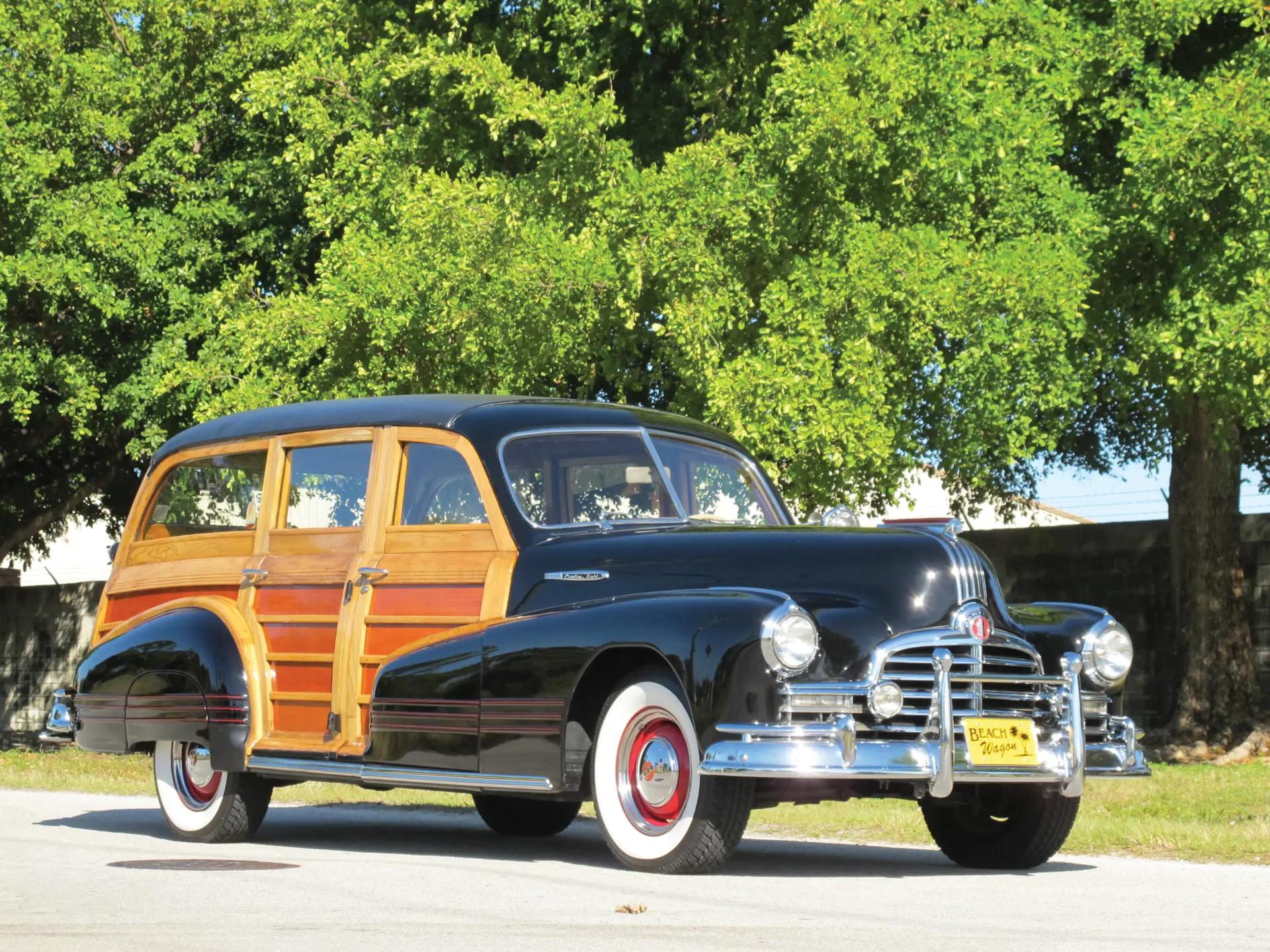 1946 Pontiac Woody | Fort Lauderdale 2011 | RM Sotheby's