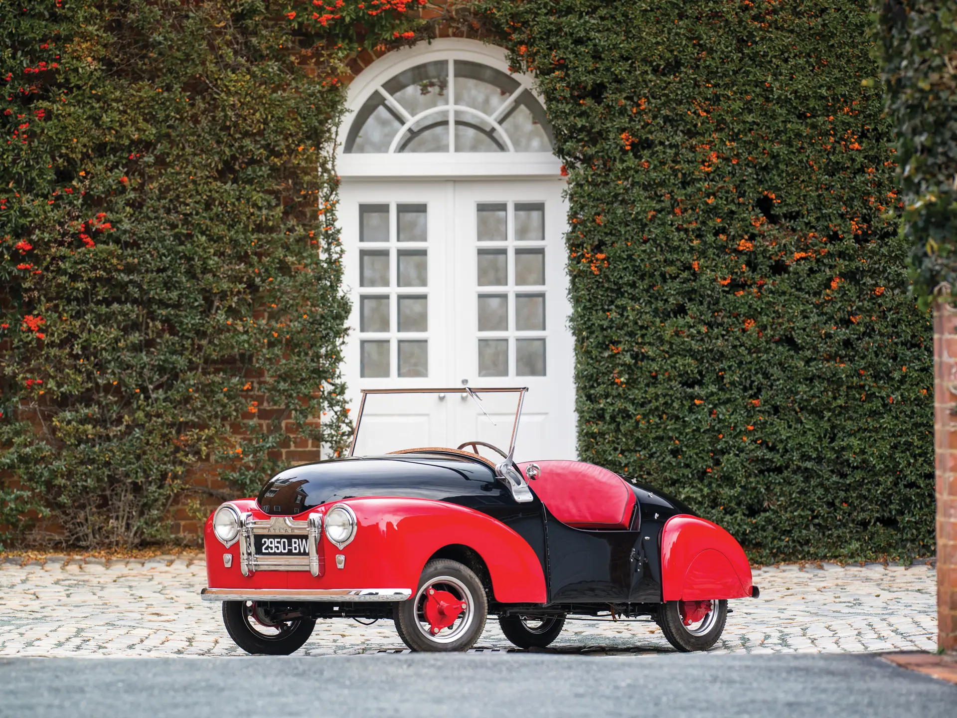 1951 Atlas Babycar 2S | Amelia Island 2017 | RM Sotheby's