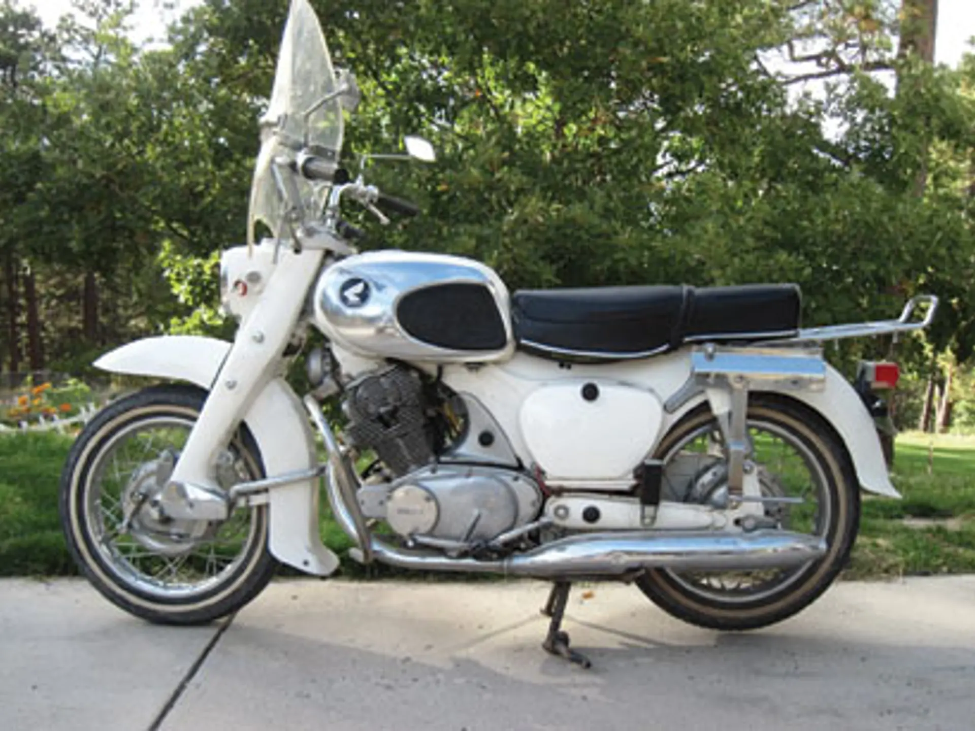 1965 Honda CA77 (Dream) | Las Vegas Premier Motorcycle Auction | RM ...