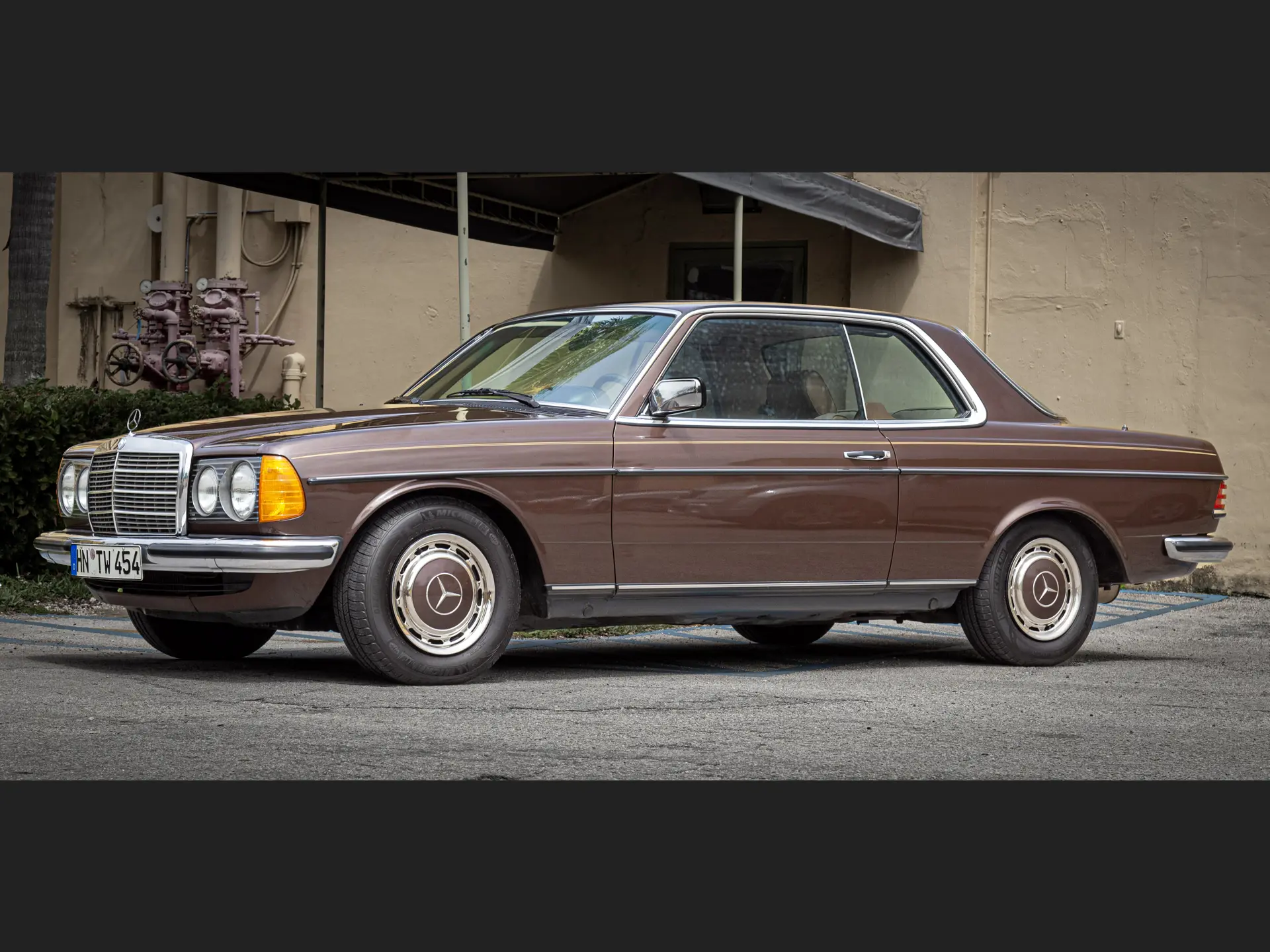 1984 Mercedes-Benz 230 CE | Sand Lots | RM Sotheby's