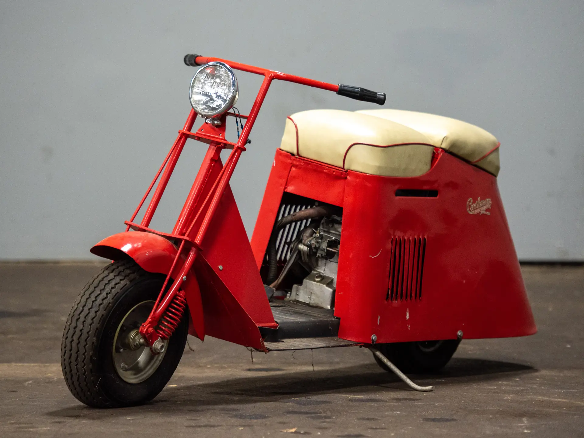 Cushman 50 Series | Auburn Fall 2021 | RM Sotheby's