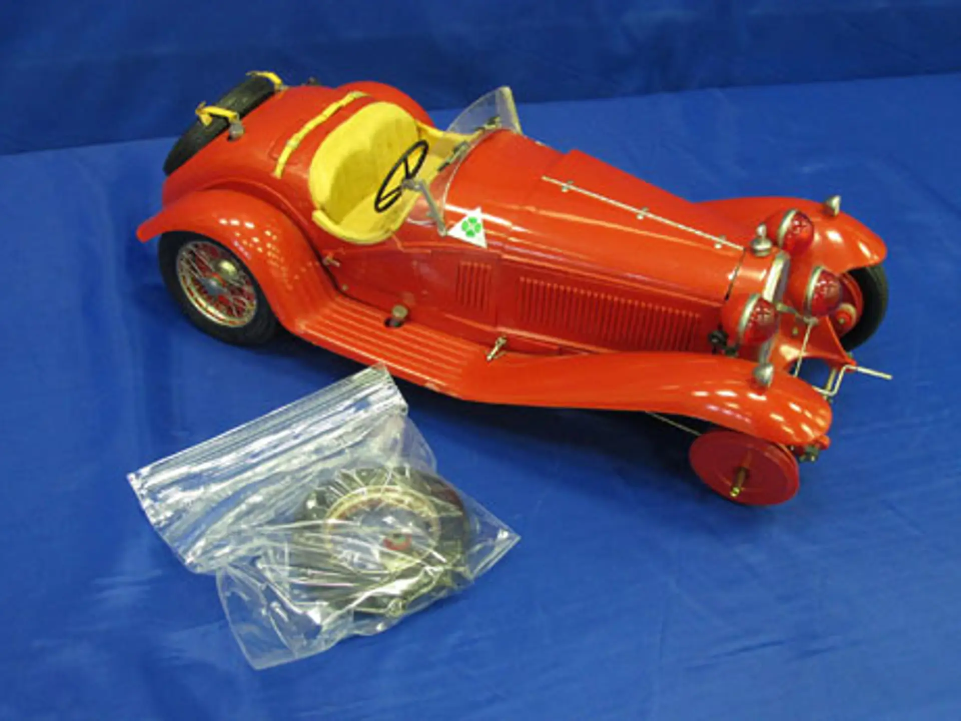 1931 Alfa 8c 2600 Mille Miglia Scuderia Ferrari (Right Front Wheel Off ...