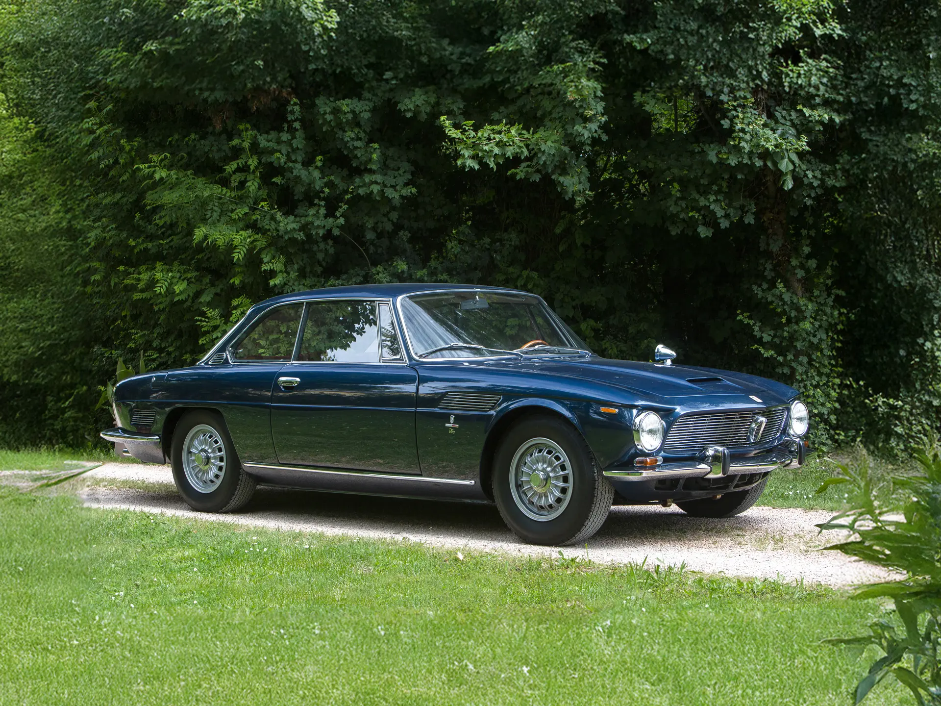 1968 Iso Rivolta IR 300 GT Coupé by Bertone | Shift Online: Europe and ...