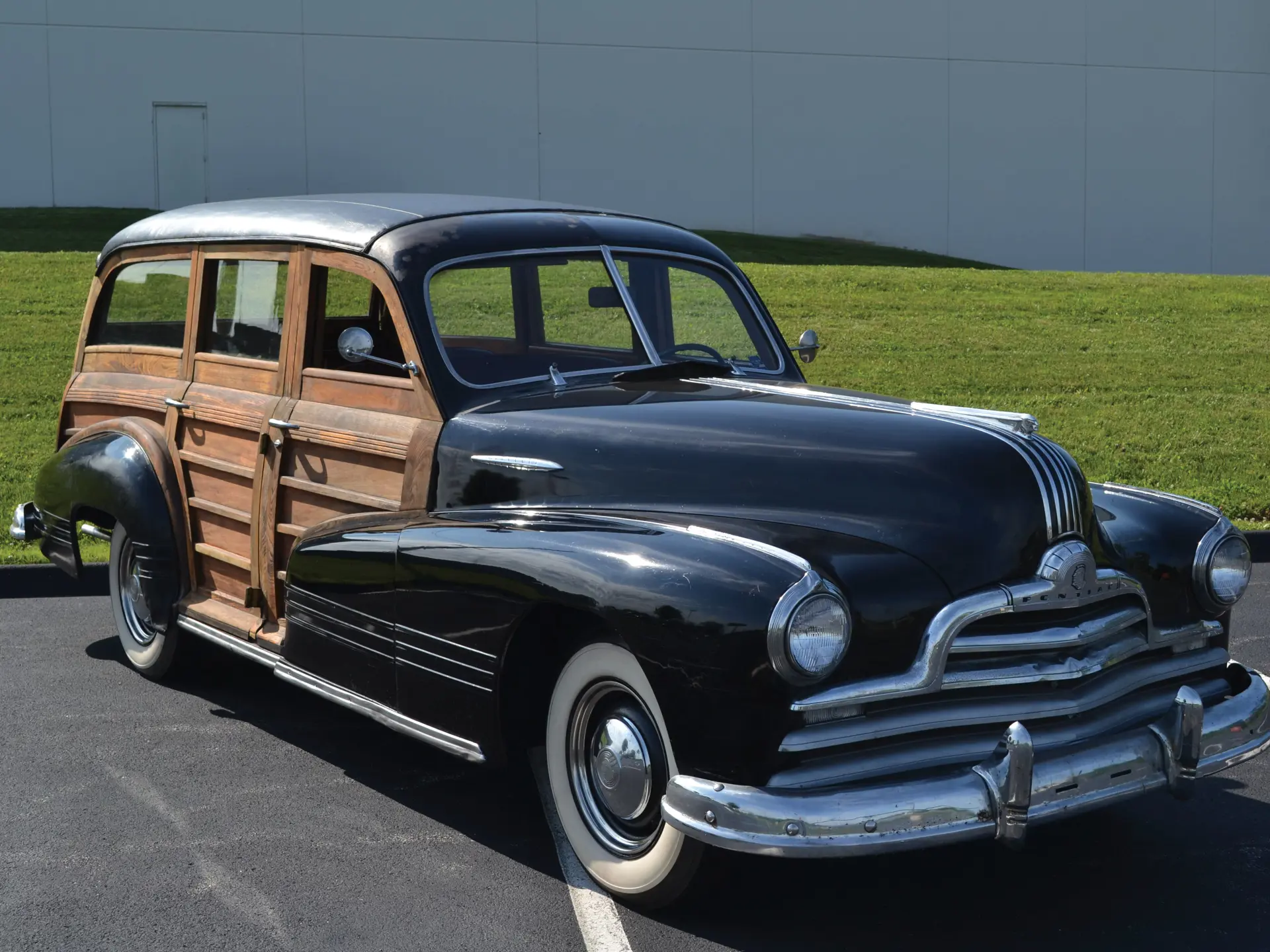 1947 Pontiac Streamliner | Auburn Fall 2013 | RM Sotheby's