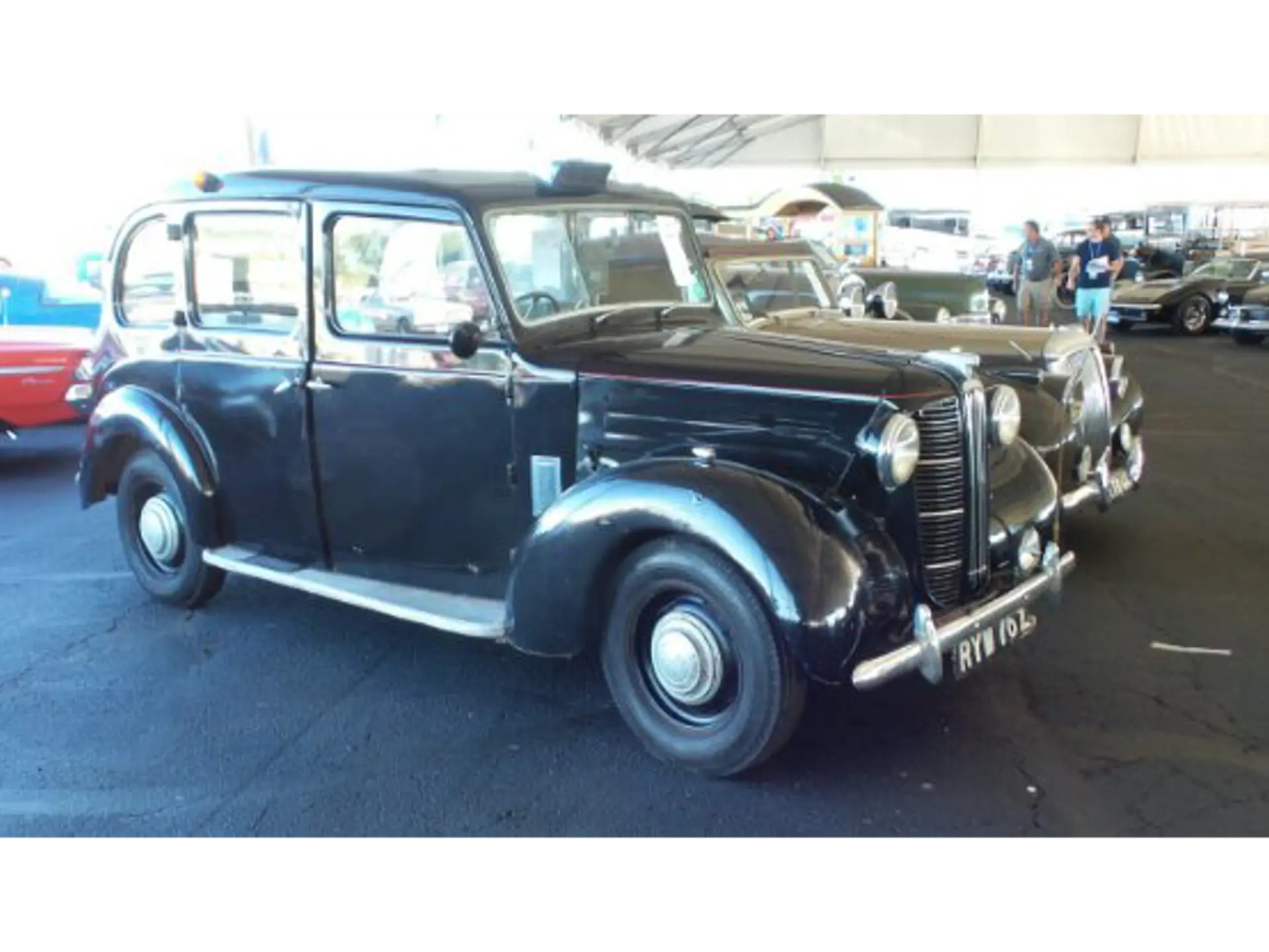 1954 Austin FX3 London | Auburn Fall 2016 | RM Sotheby's