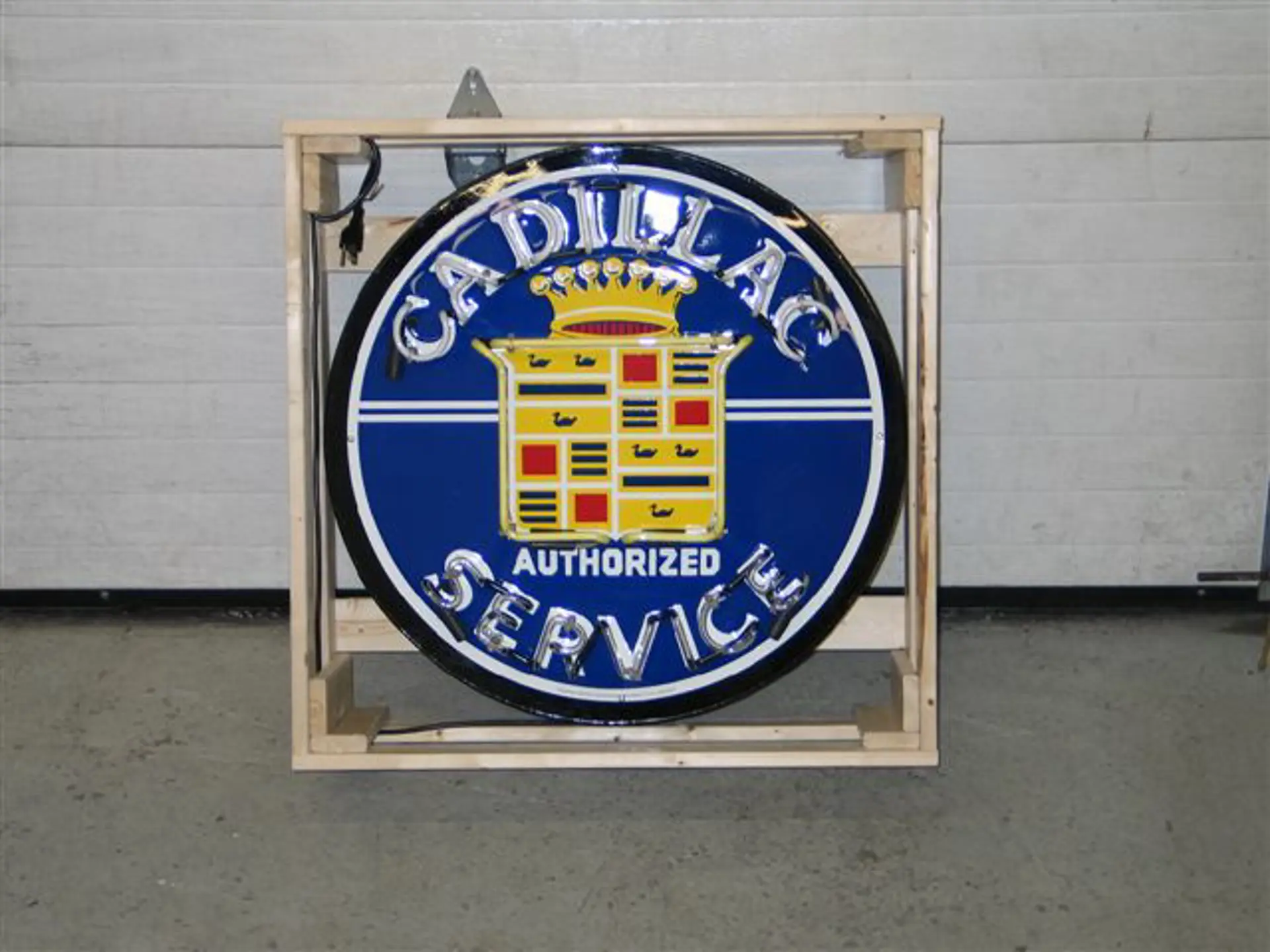 CADILLAC Neon Sign. | The Florida Collector Car Auction 2006 | RM Sotheby's