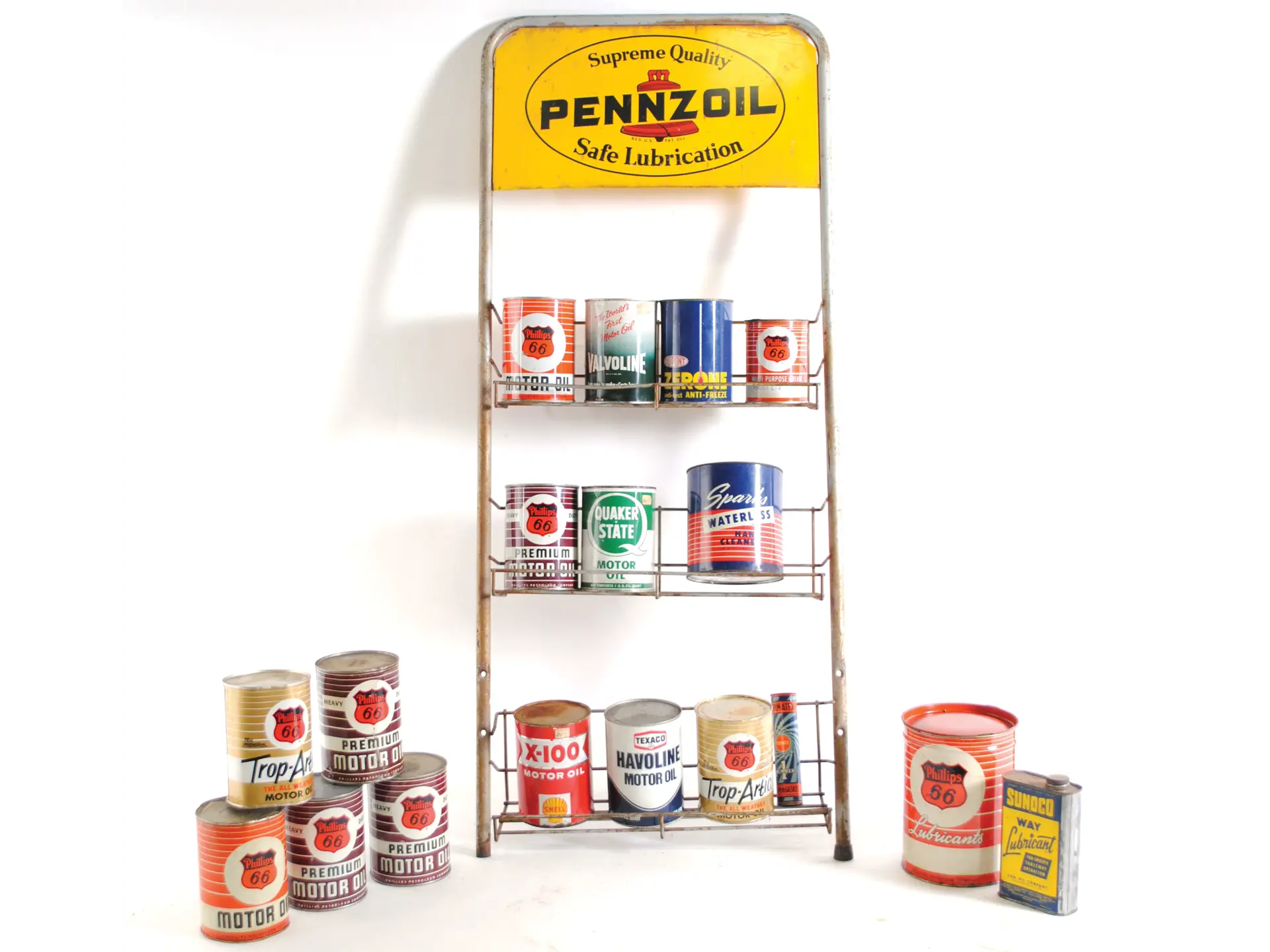 Comprise lot of full collectible oil cans | Auburn Spring 2016 | RM ...