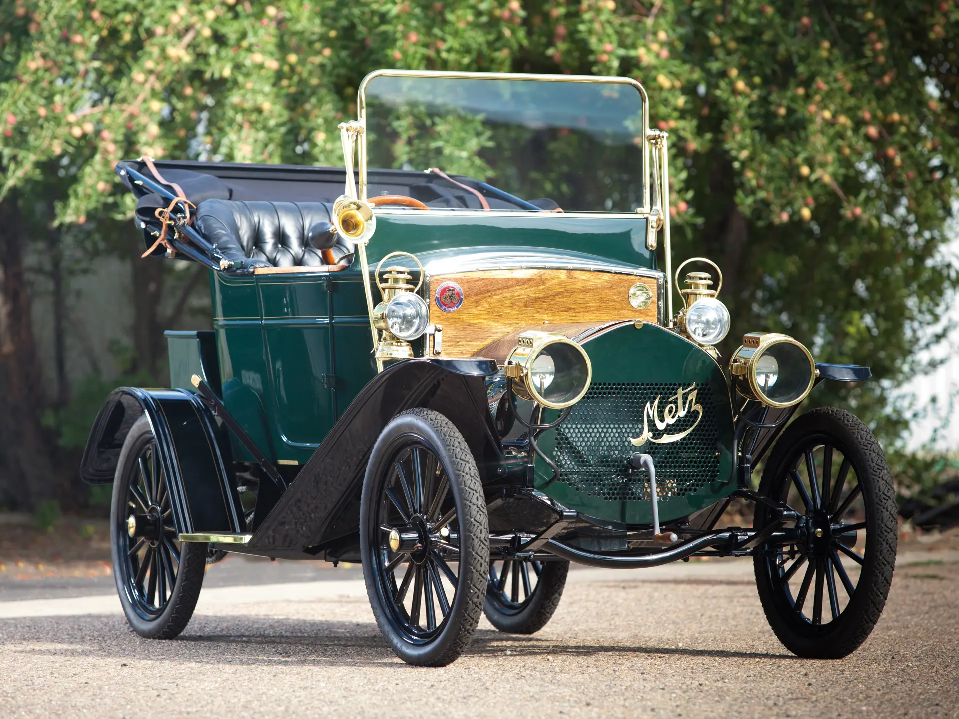 1910 Metz Two Runabout | Hershey 2012 | RM Sotheby's