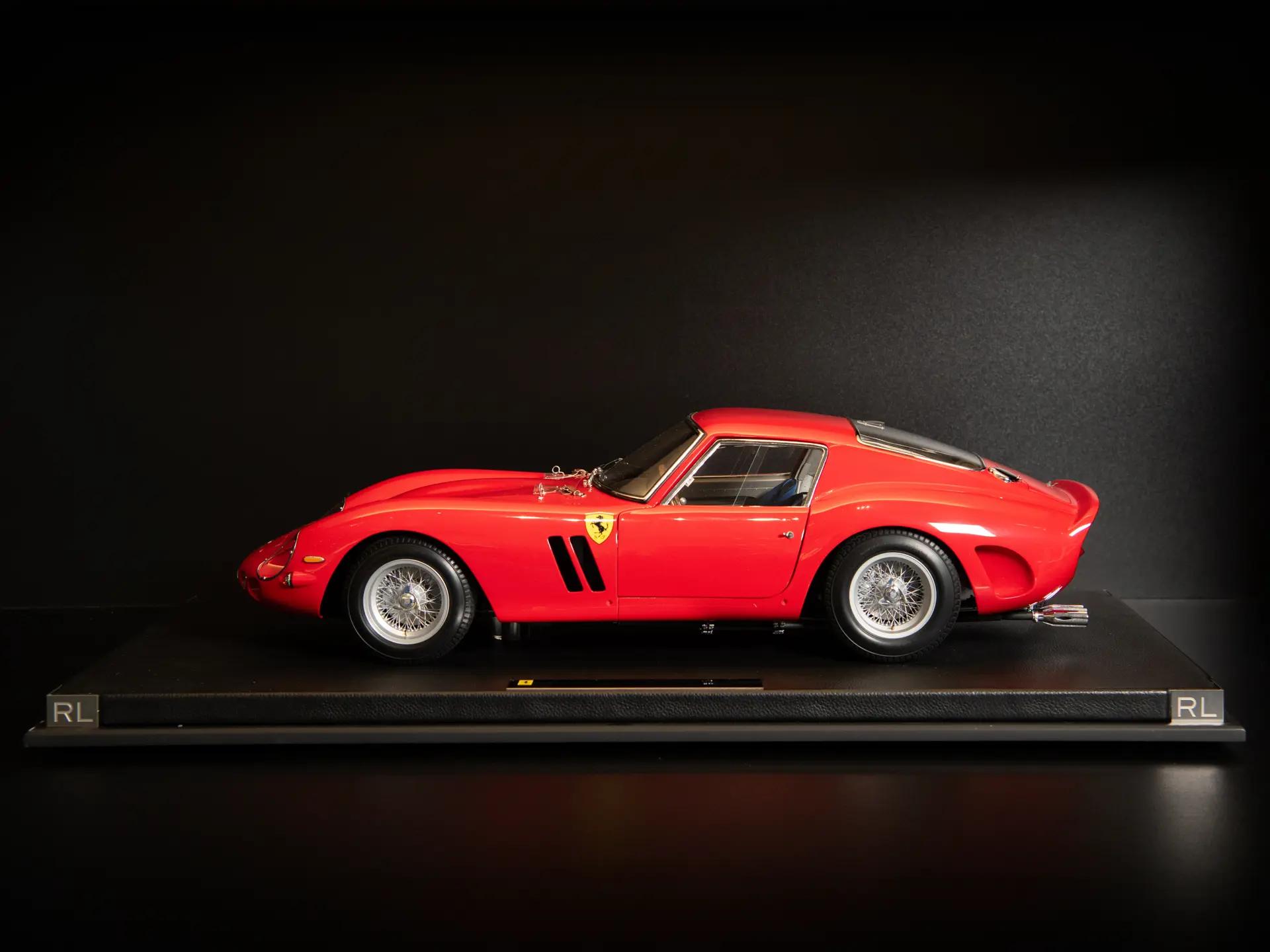 1962 Ferrari 250 GTO 1:8 Scale Model by Amalgam | Dare to Dream ...