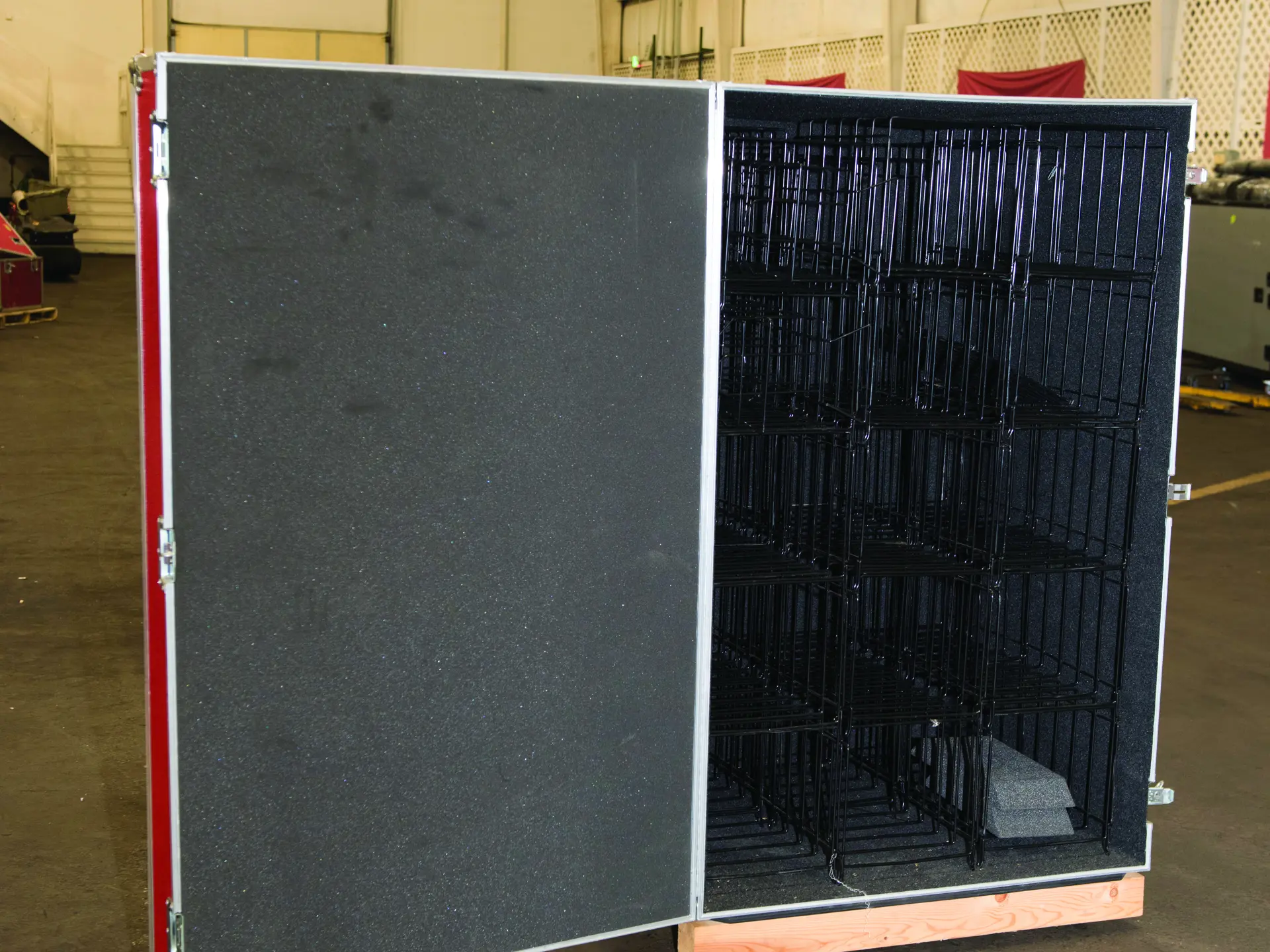 Merchandise Shelving And Road Case | Auburn Spring 2017 | RM Sotheby's