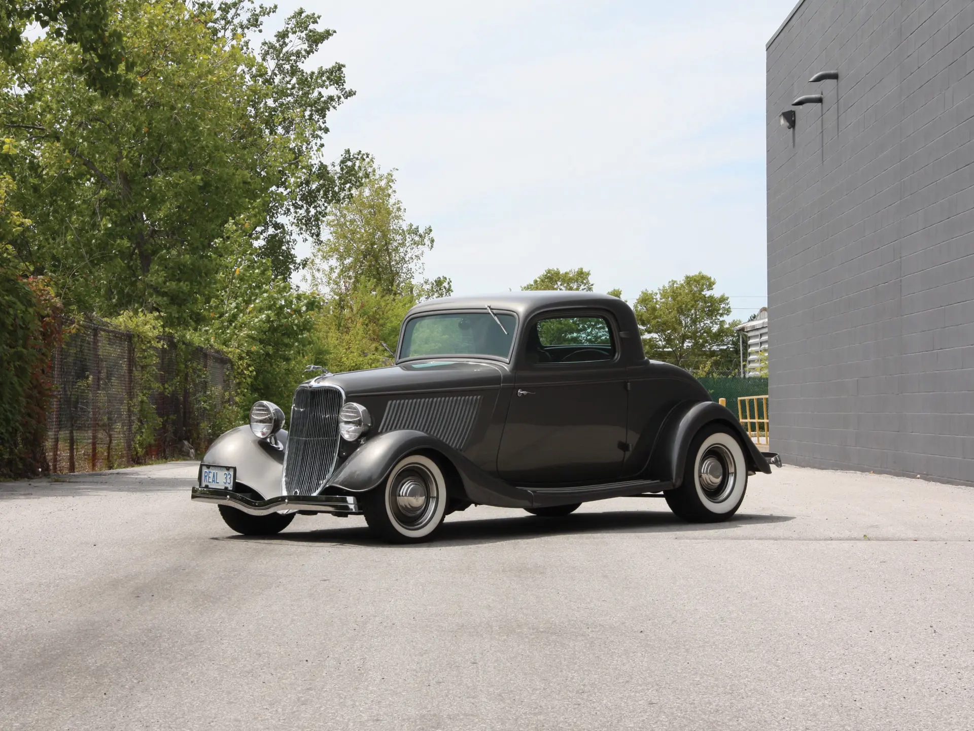 1933 Ford Three-Window Hot Rod | Auburn Fall 2015 | RM Sotheby's